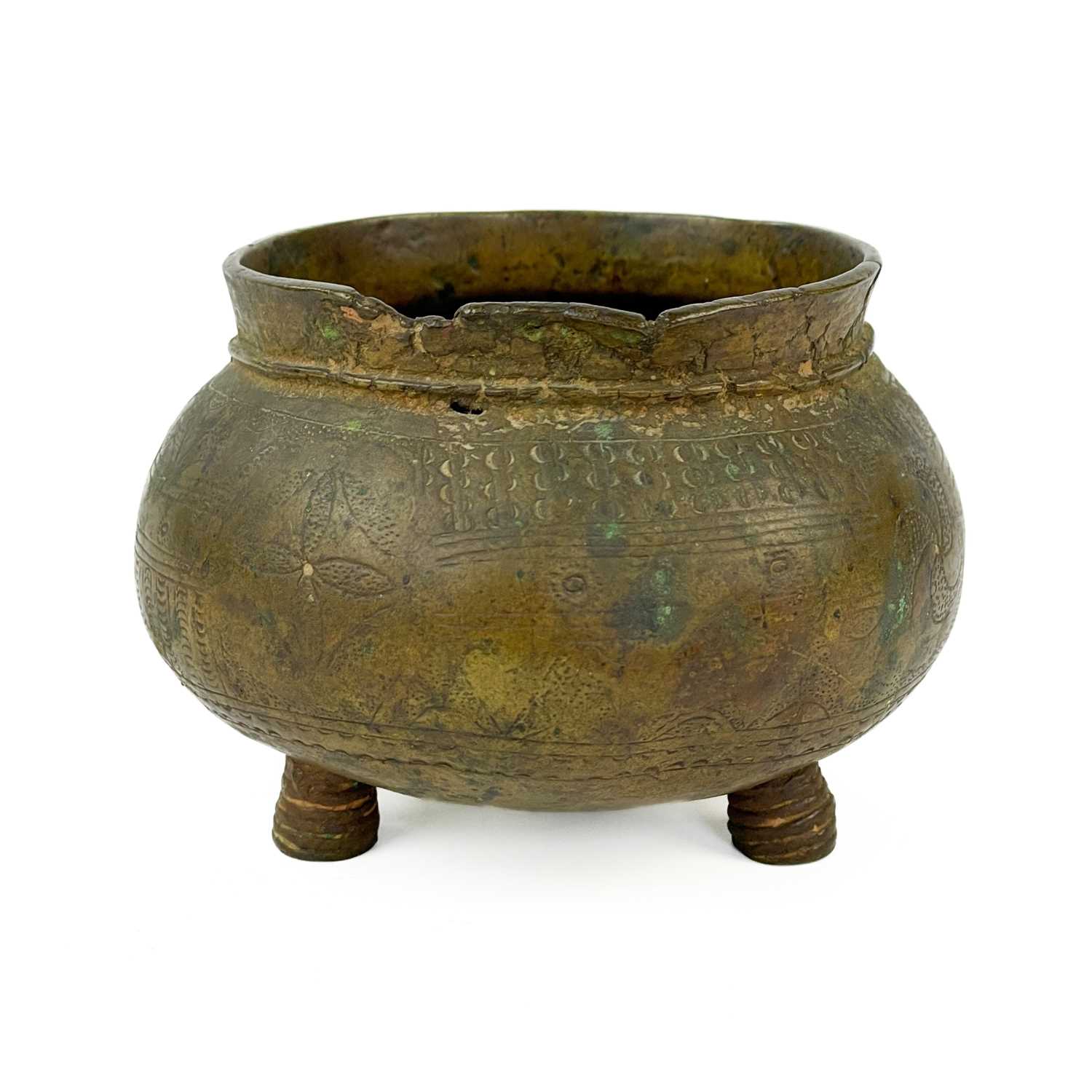 Lot 145 - An Ashanti bronze kuduo 'gold dust pot',