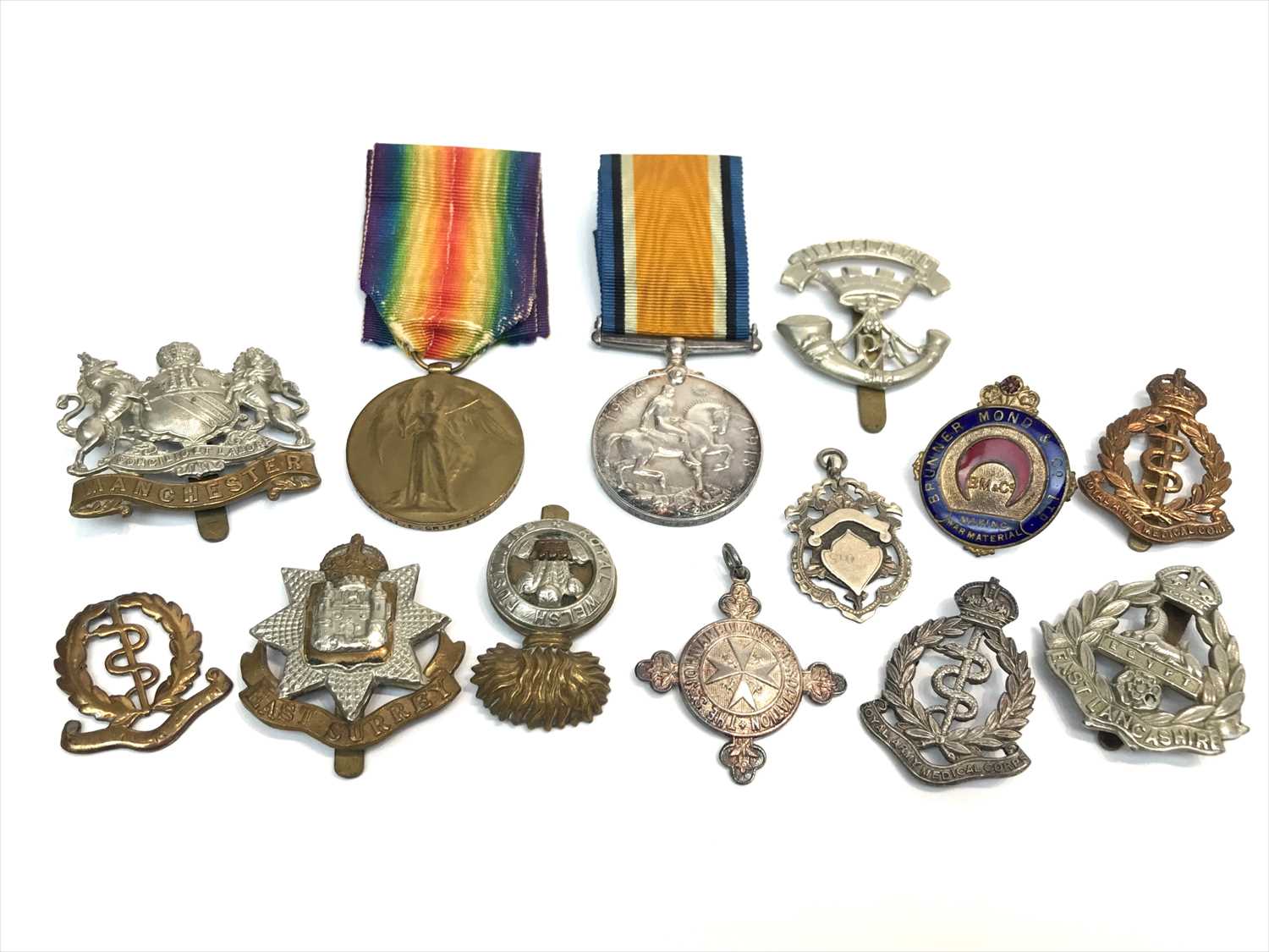 Lot 640 - Medals: