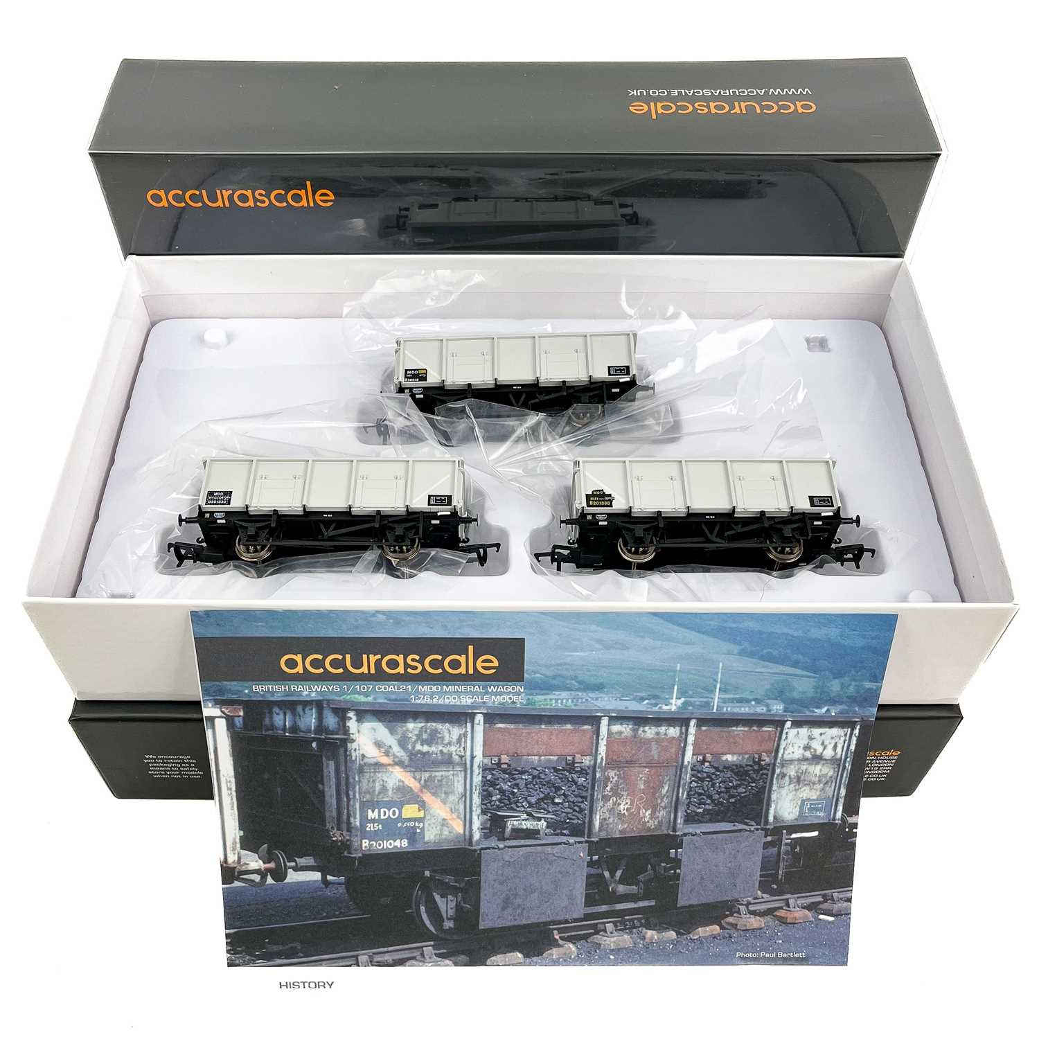 Lot 592 - Accurascale "00" B.R. Steel Coil wagon pack