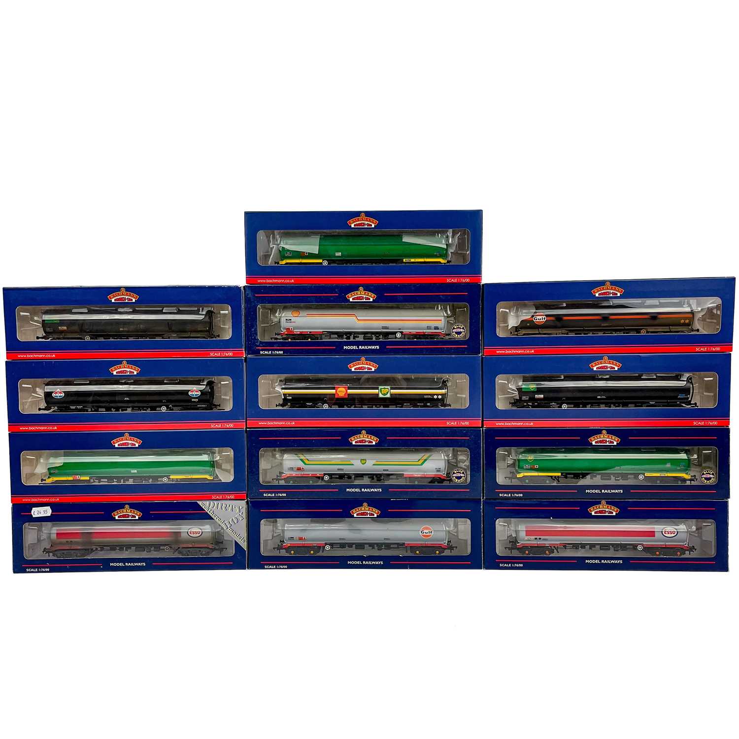 Lot 598 - Bachmann "00" 100 Ton Tea Tank Wagons (x13