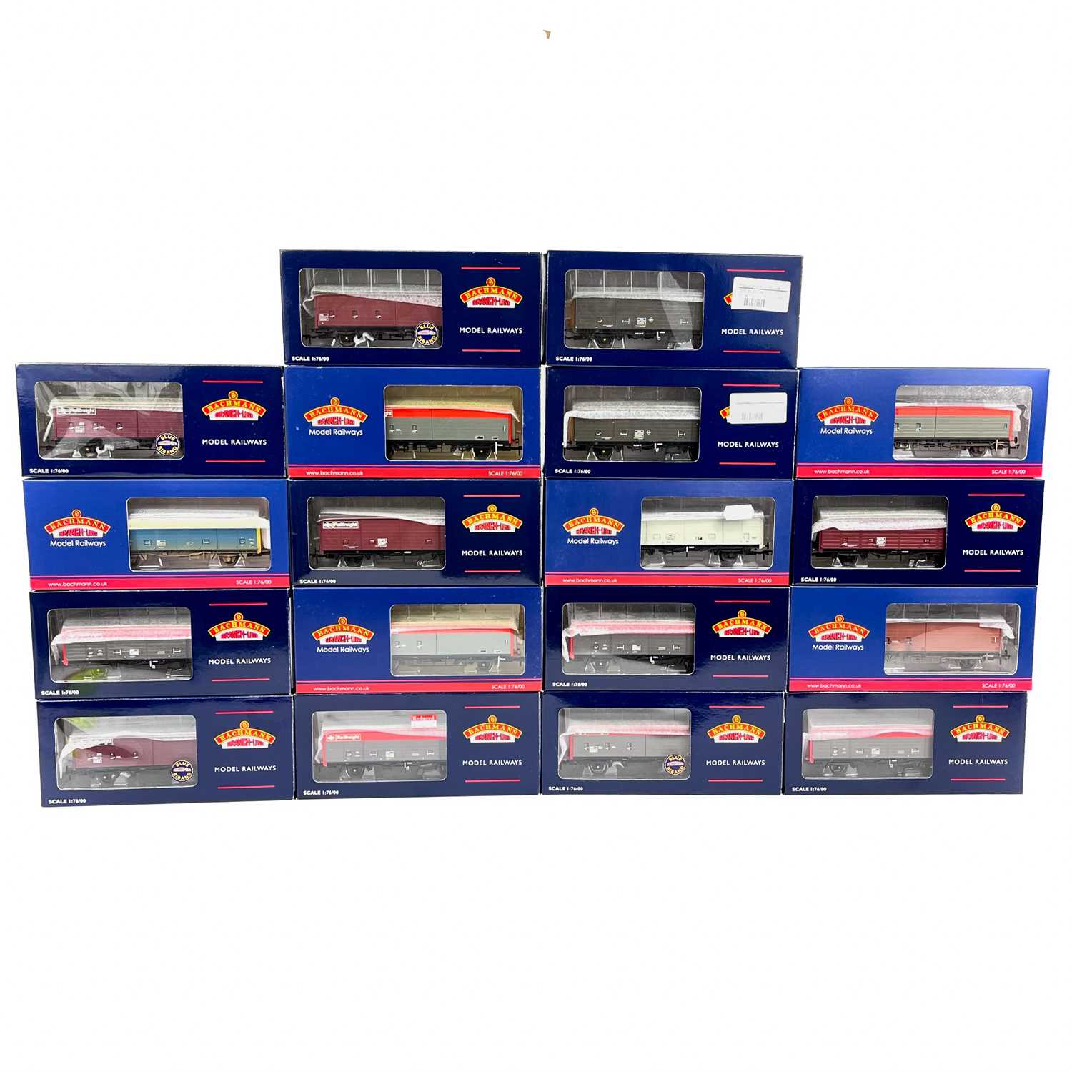 Lot 619 - Bachmann 29 and 35 Ton VAA, VBA and VDA