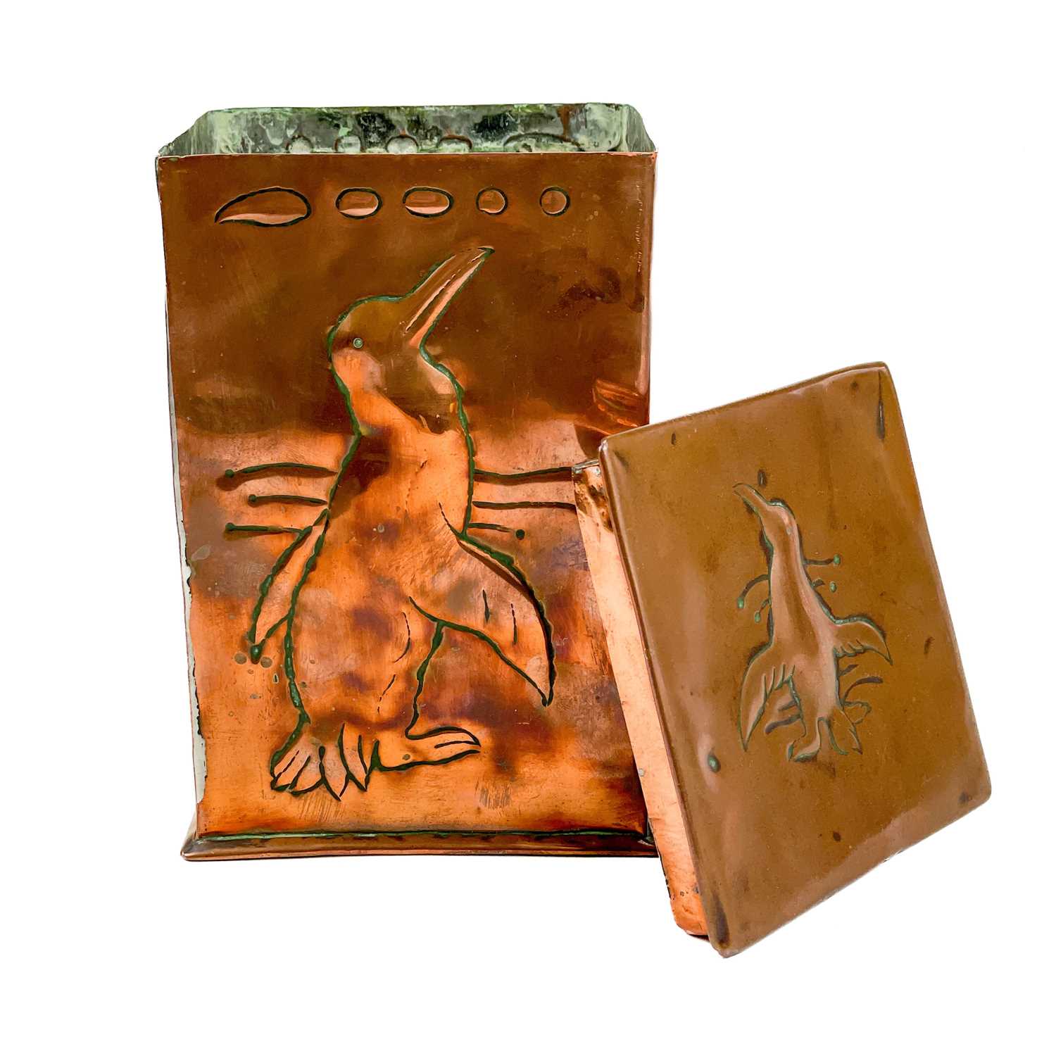 Lot 64 - An Arts and Crafts copper rectangular box and