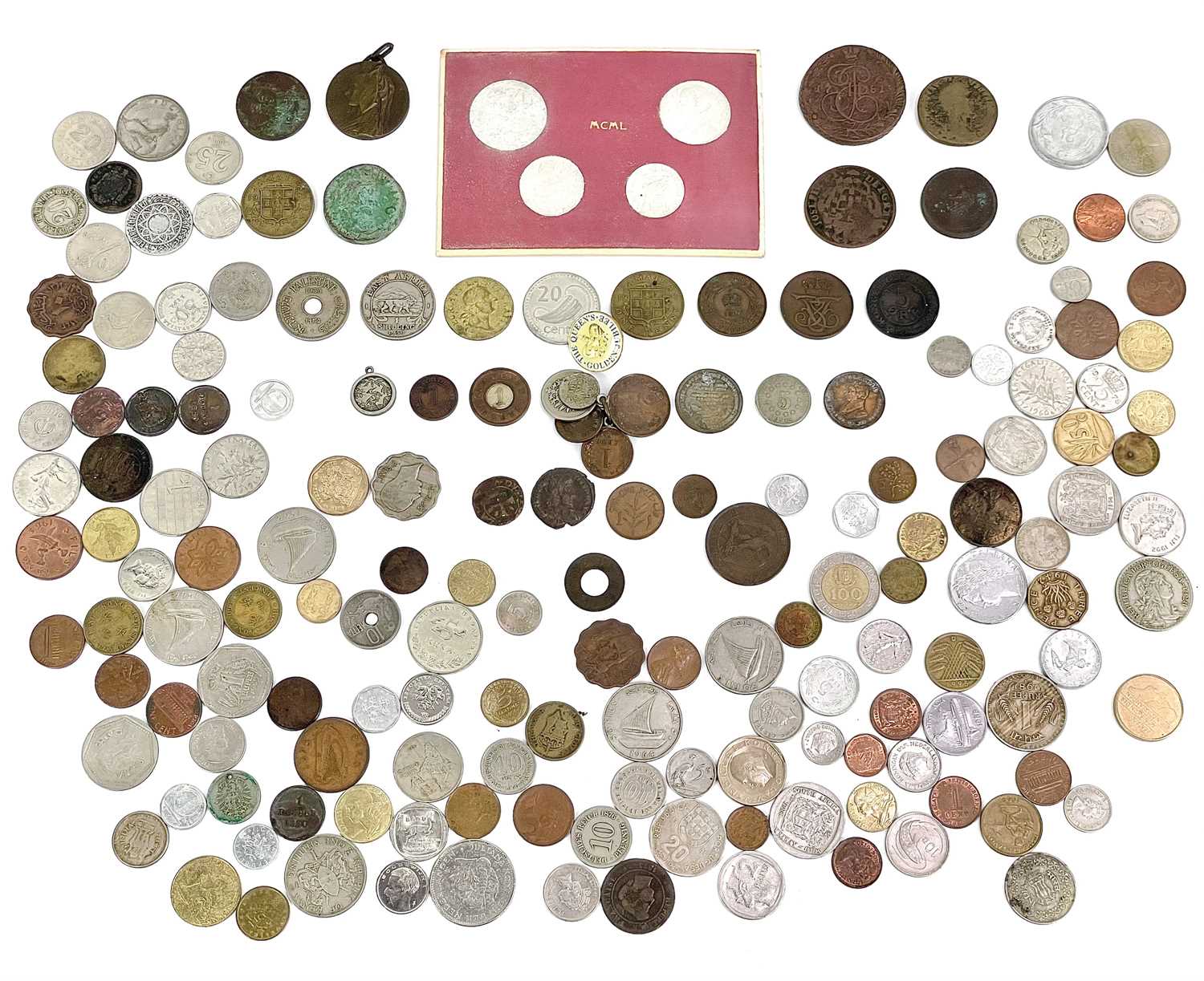 Lot 196 - Mixed lot of coins, medallions, tokens