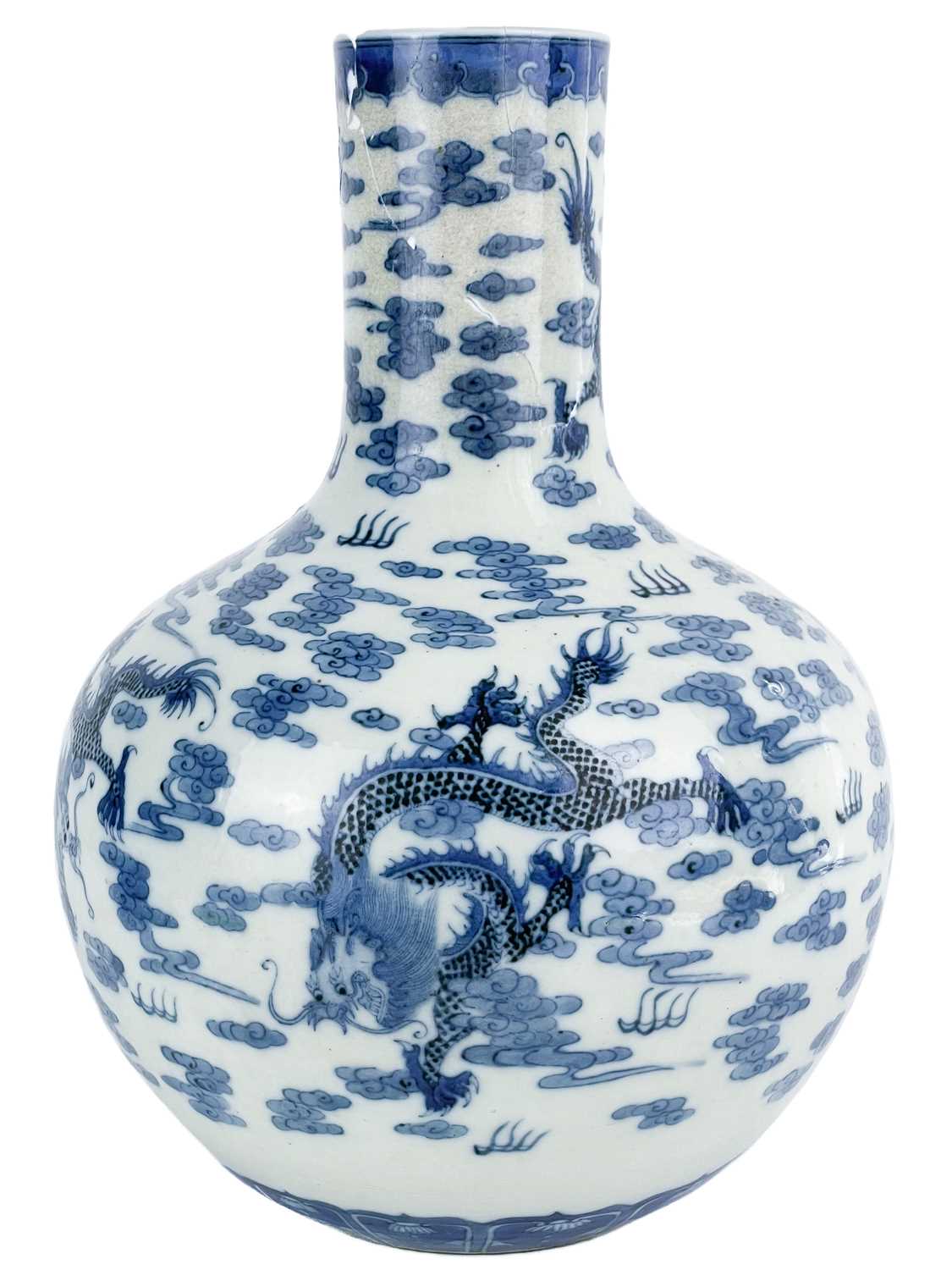 Lot 1000 - A Chinese porcelain dragon vase, 19th