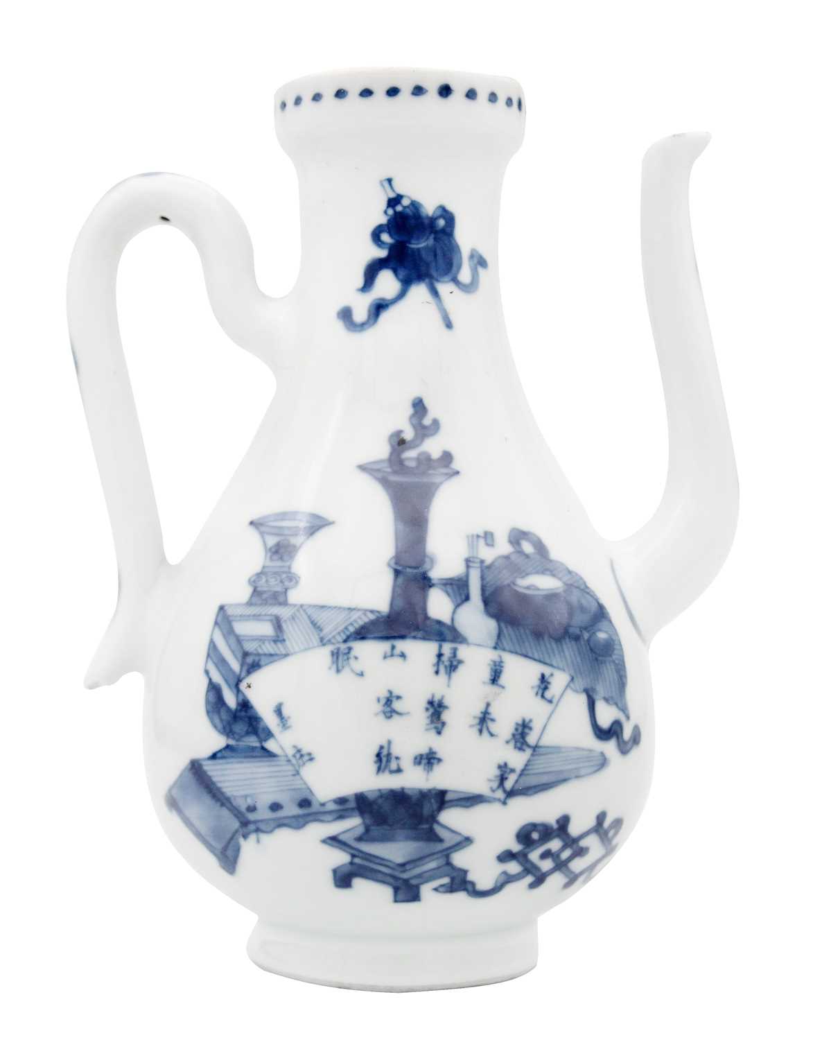 Lot 1002 - A Chinese blue and white water jug, Kangxi