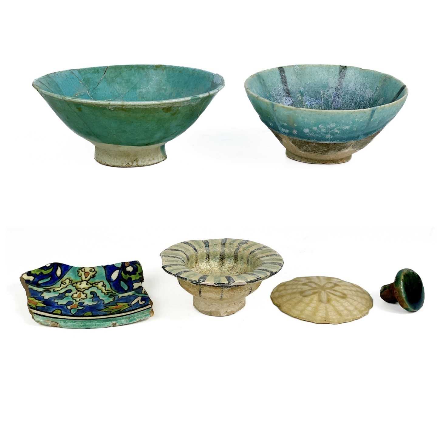 Lot 158 - A Kashan turquoise glazed pottery bowl,