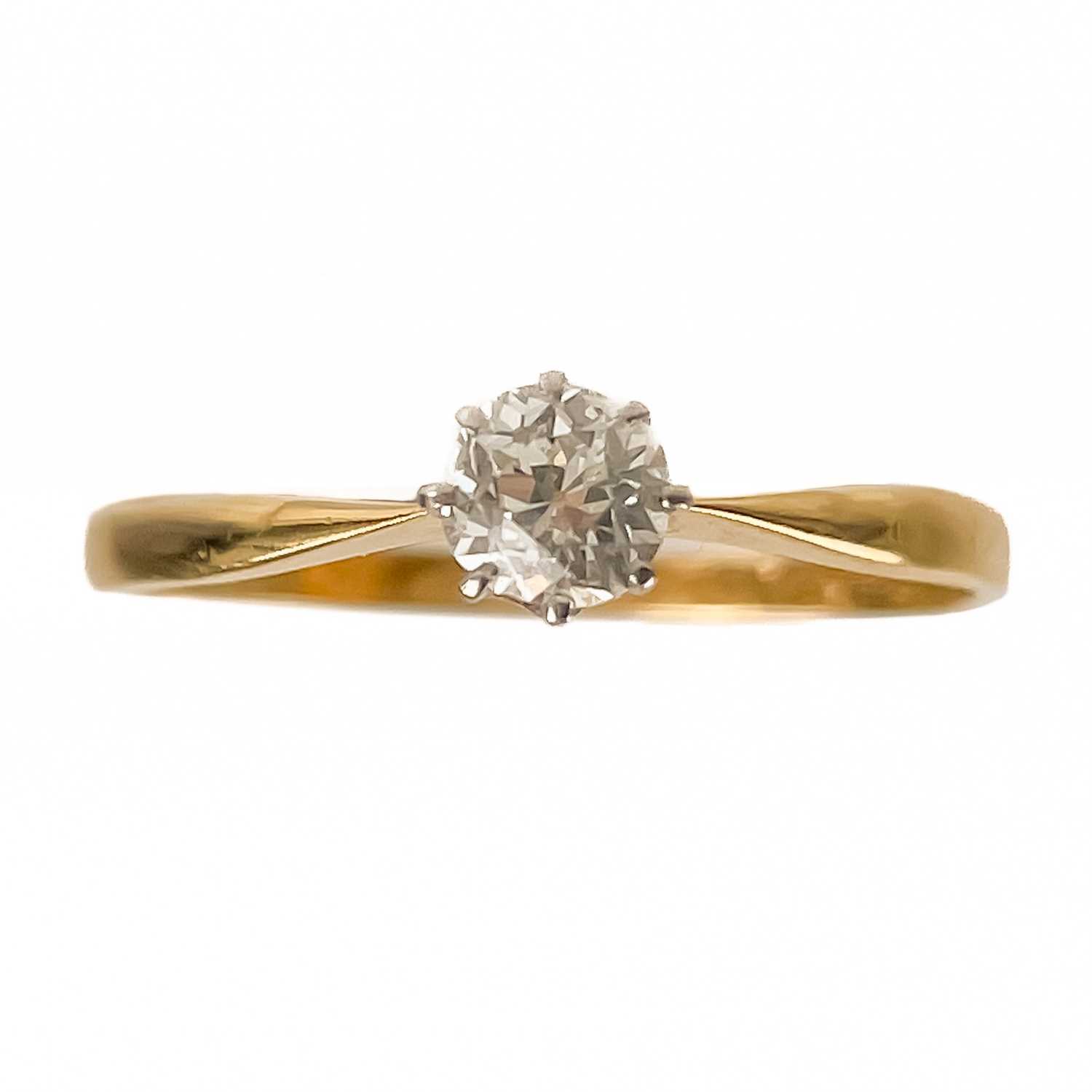 Lot 72 - An 18ct 0.37ct diamond solitaire ring.