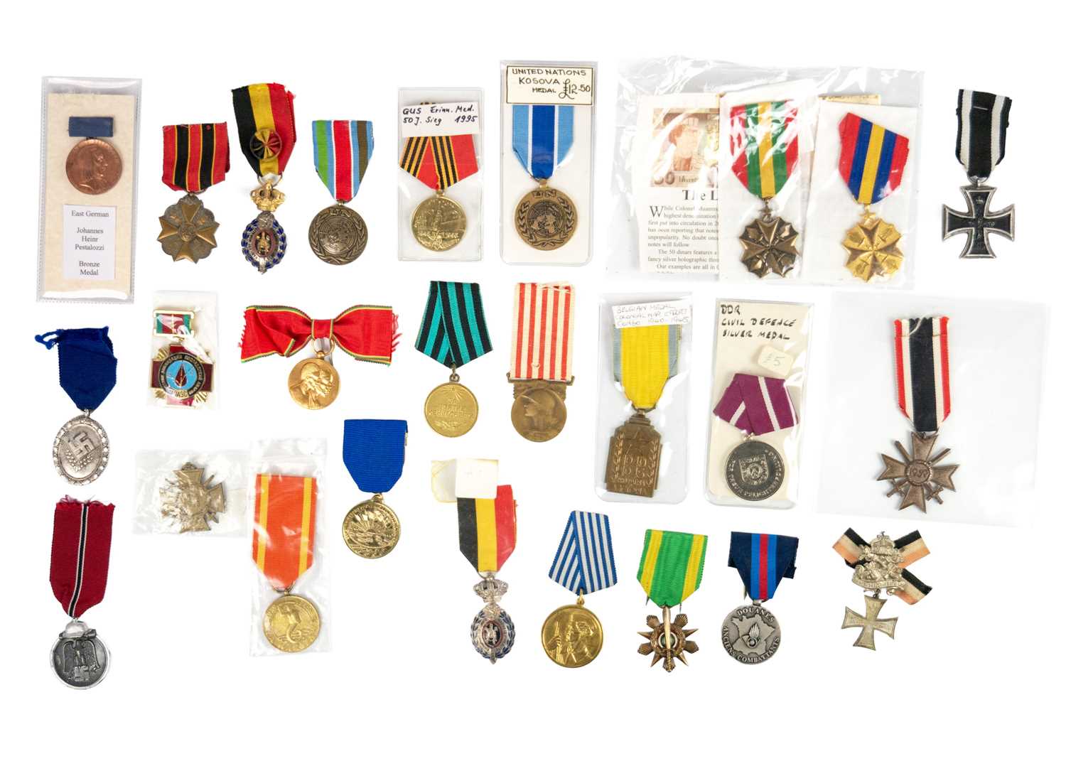 Lot 219 - Europe and other Foreign Medals (x26)