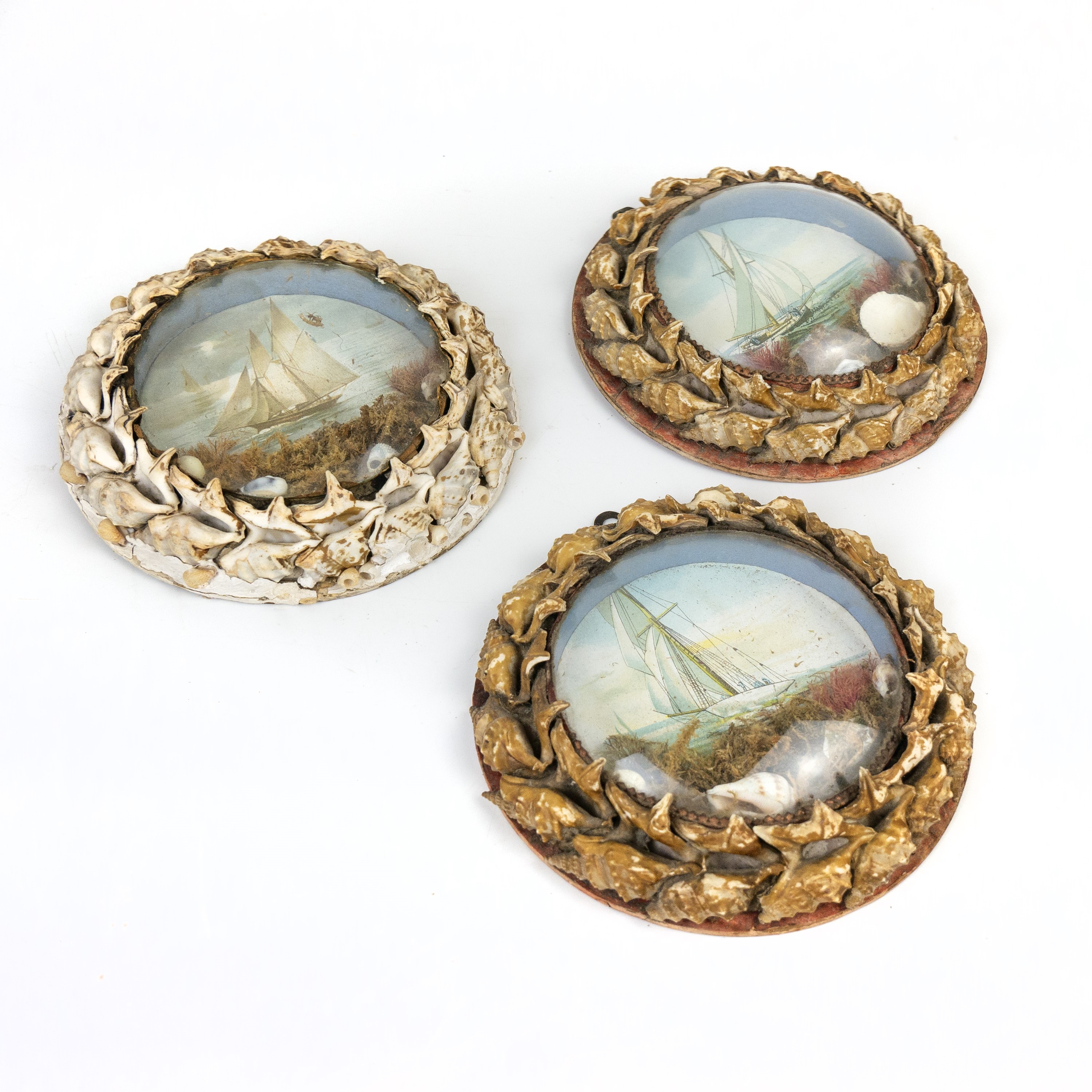 Lot 281 - A Group of three late Victorian circular