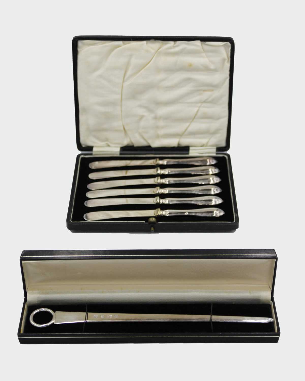 Lot 112 - A cased silver paper knife by Warwickshire