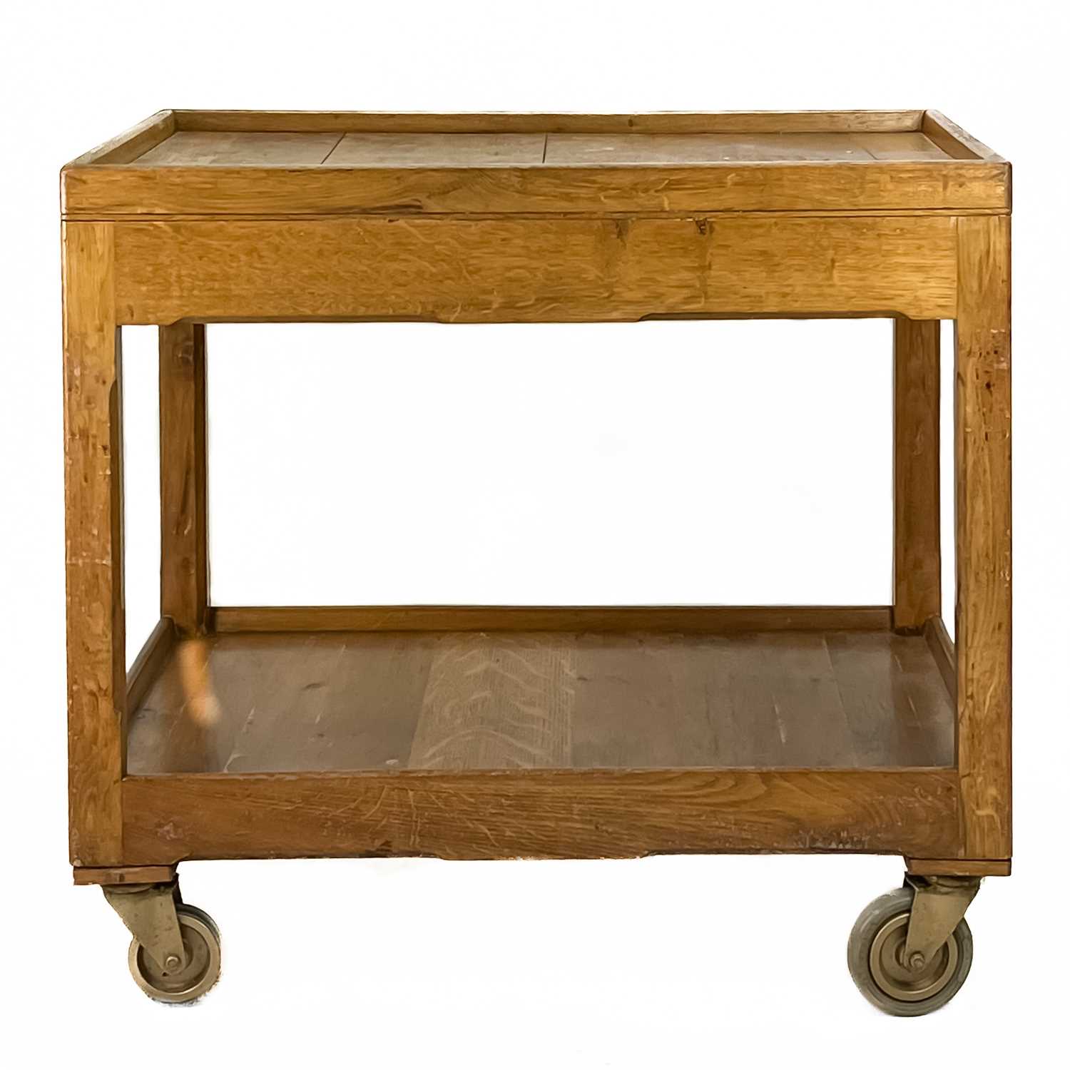 Lot 302 - An oak two-tier dinner wagon or kitchen