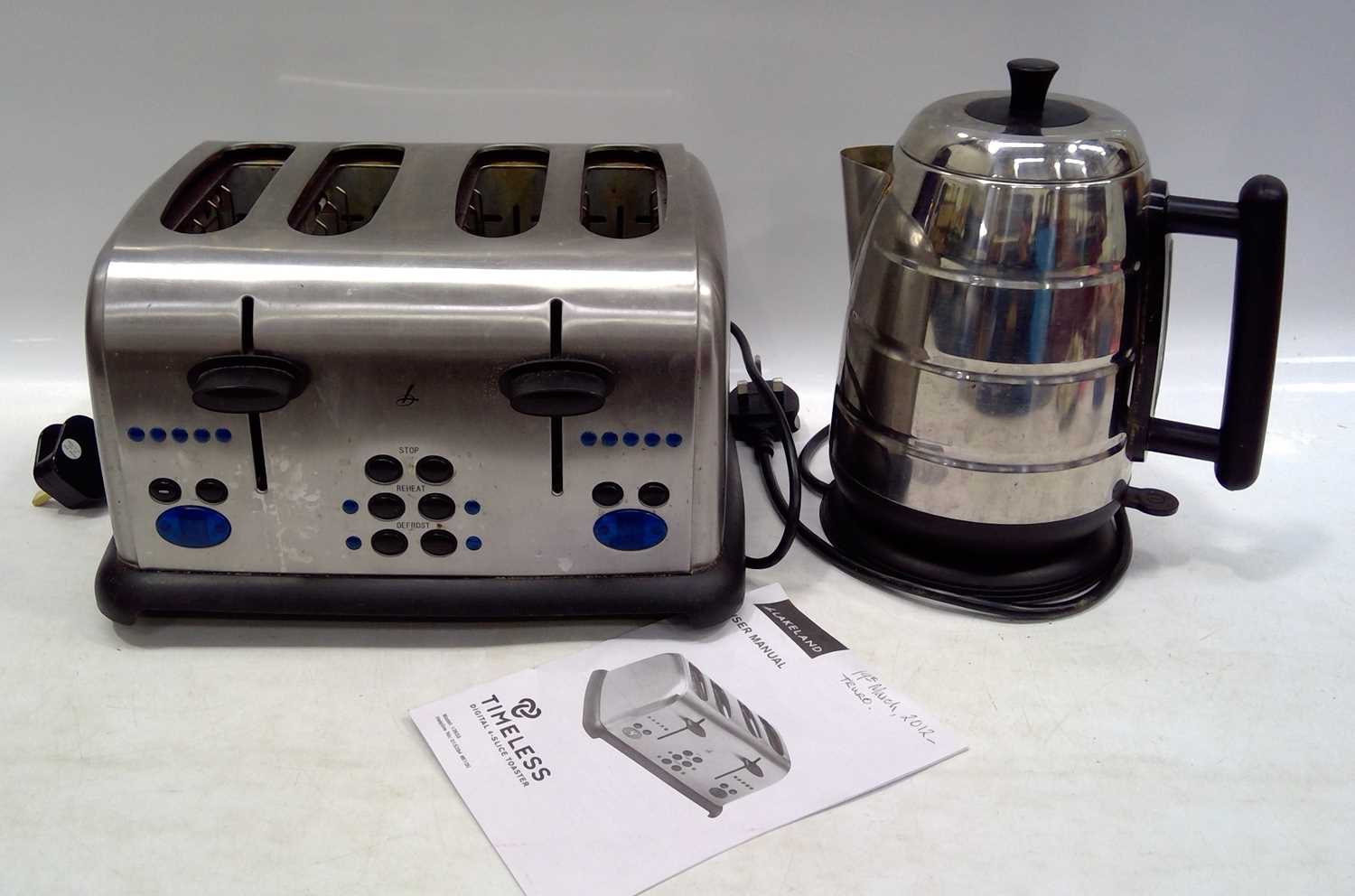 Lot 70 - A Lakeland Timeless Digital 4-slice Toaster