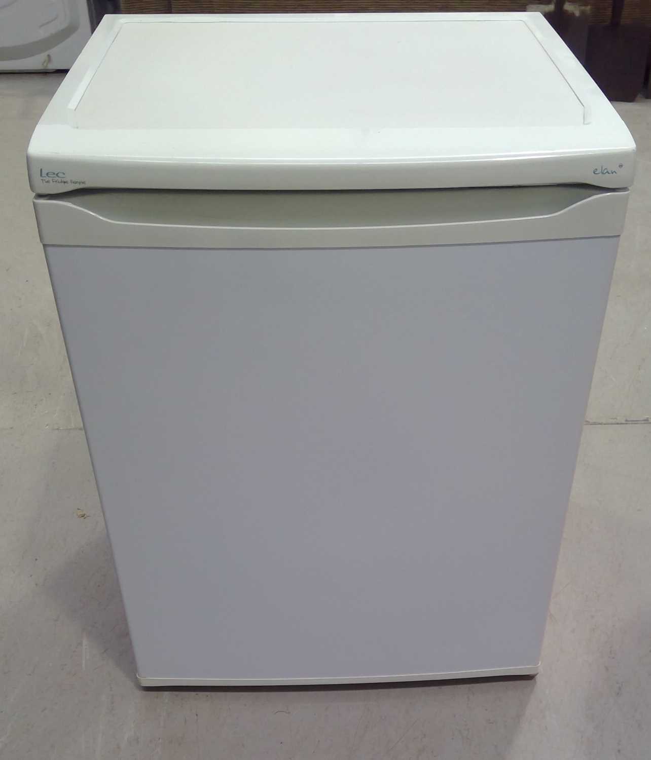 Lot 38 - A Lec Elan, Counter Top Fridge. The Fridge is