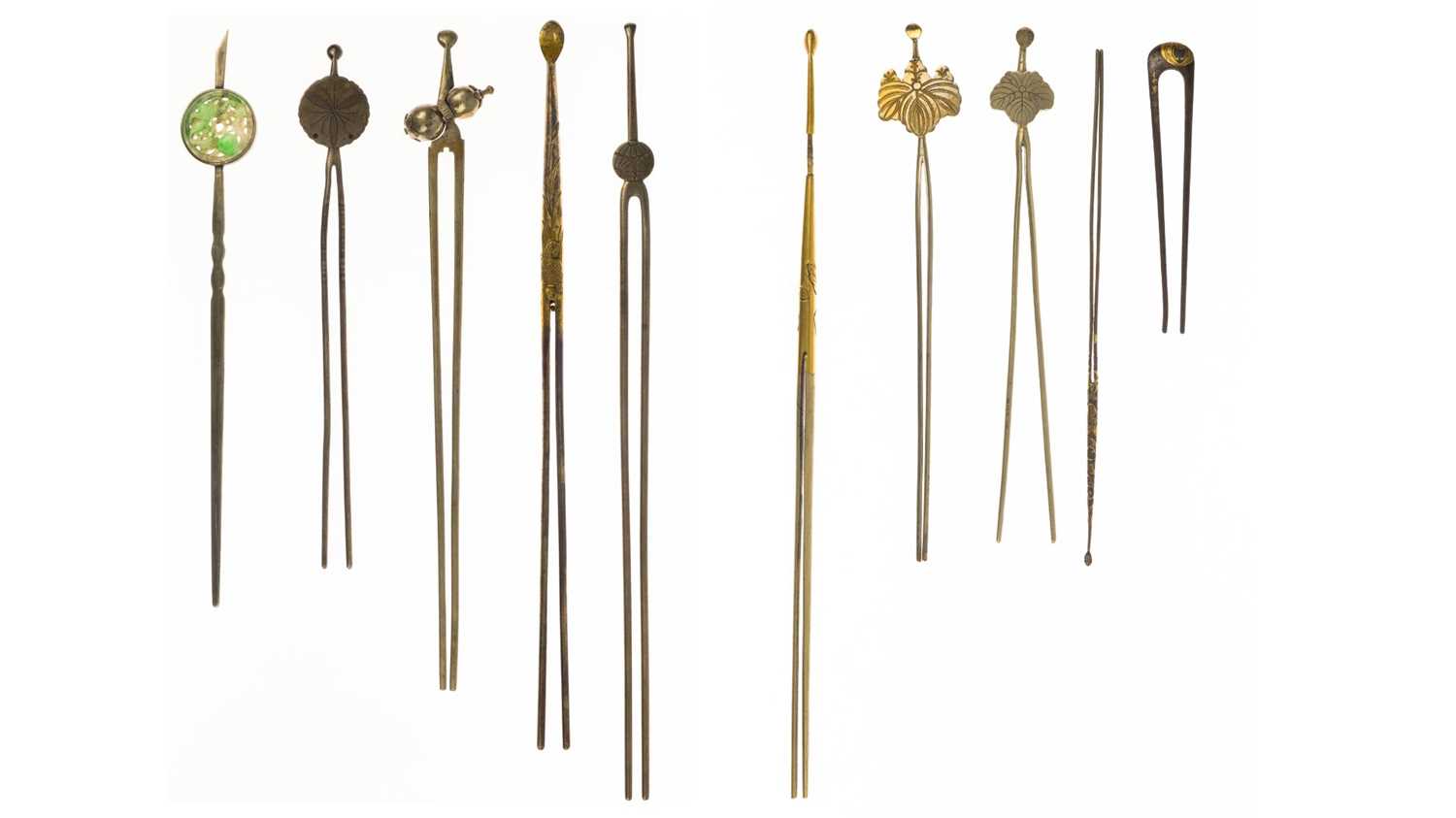 Lot 1030 - A Japanese iron hairpin, signed, Edo period.