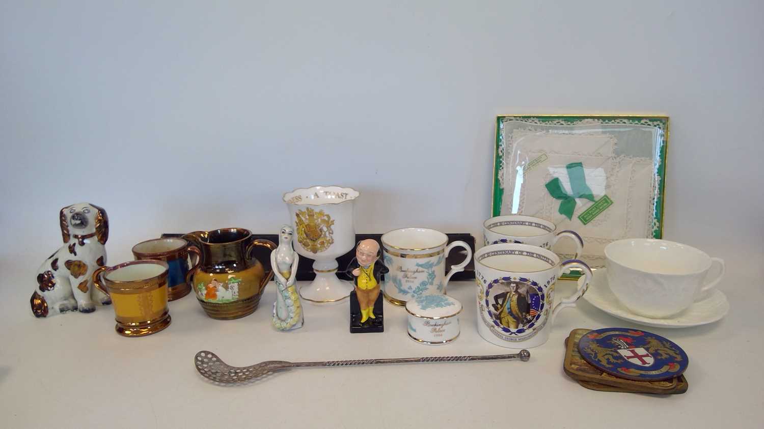 Lot 129 - Commemorative china, George Washington and