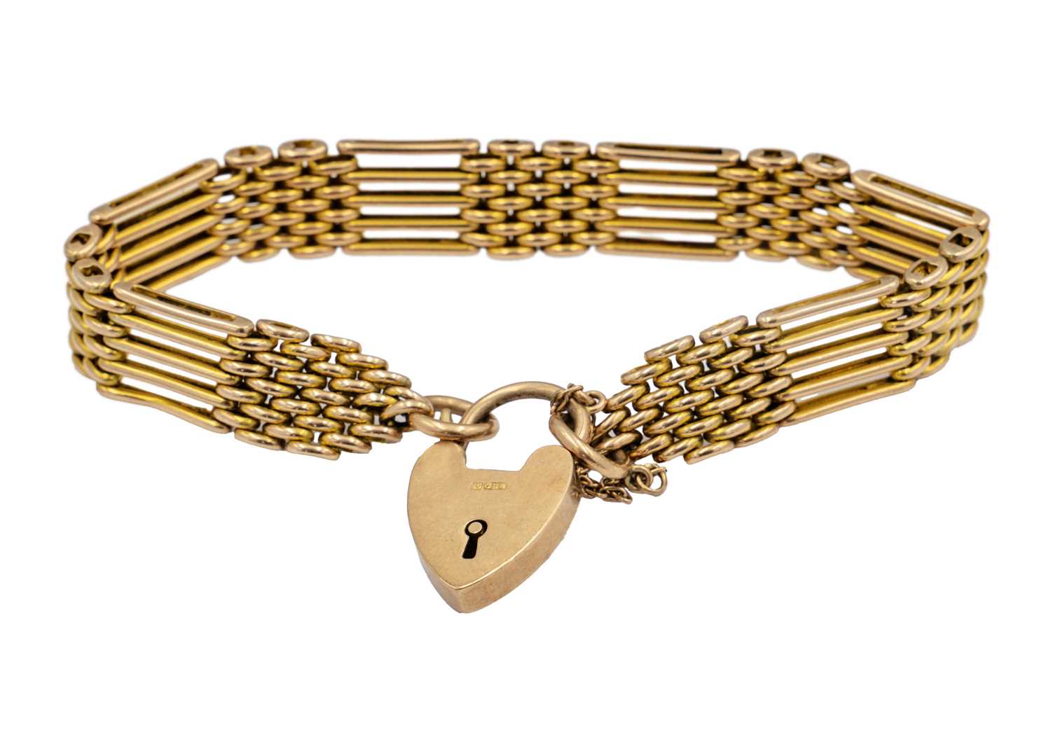 Lot 101 - A 9ct five-bar gate link bracelet with