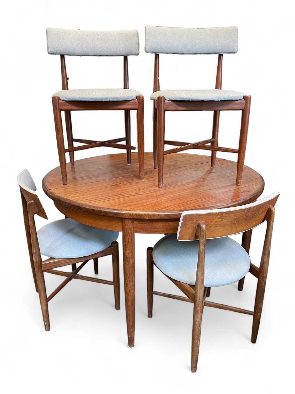 Lot 1668 - A G Plan teak extending circular dining