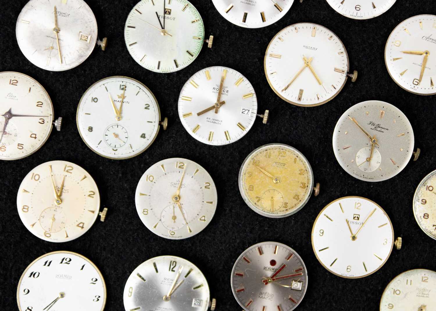 Lot 180 - A quantity of gentleman's manual wind watch