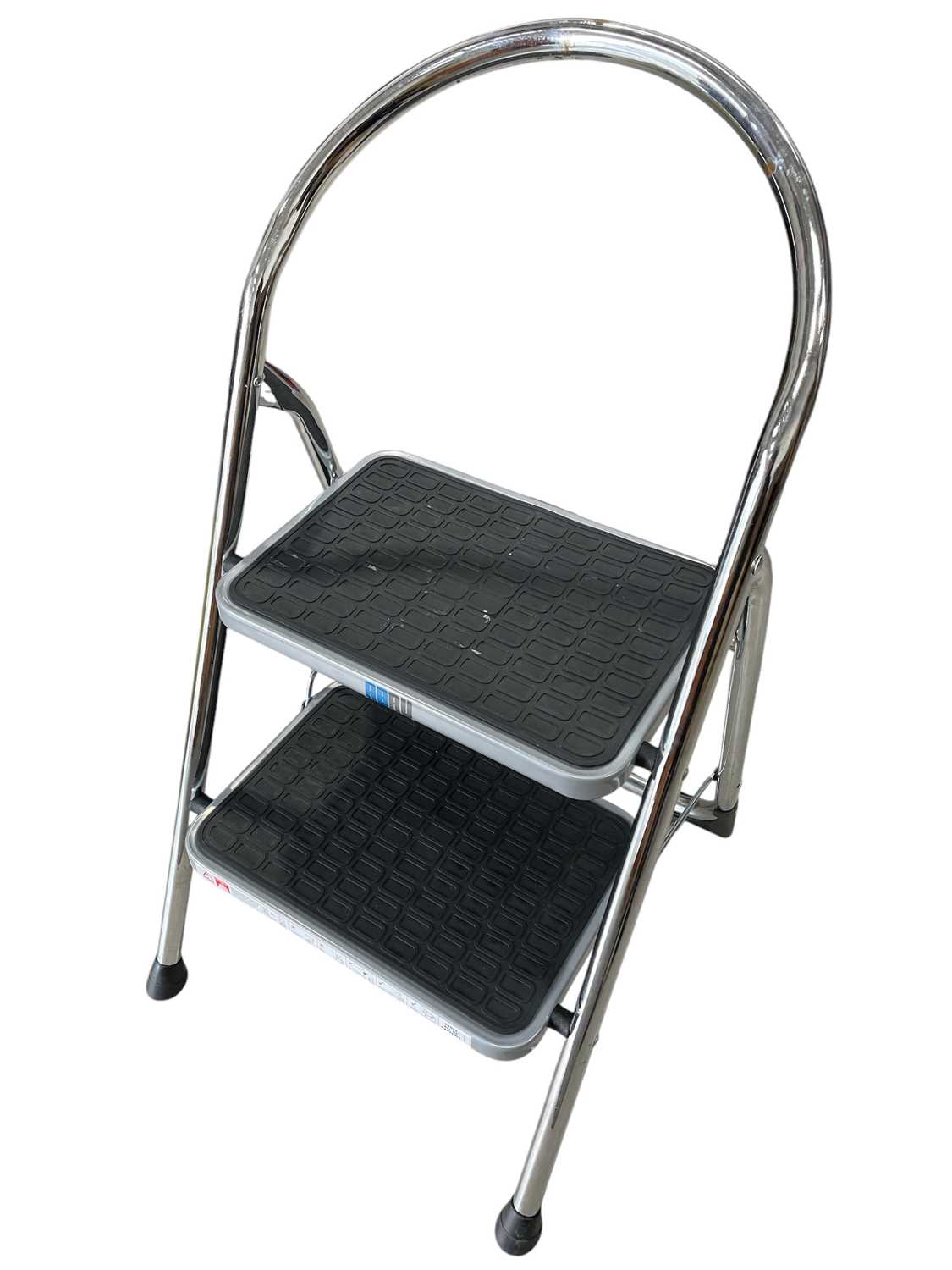 Lot 186 - An ABRU two-step ladder.