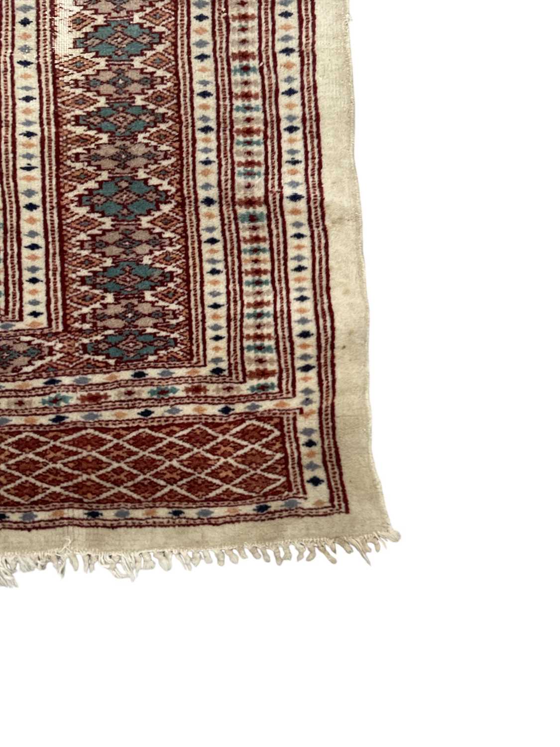 Lot 37 - An eastern rug, 146cm x 100cm.