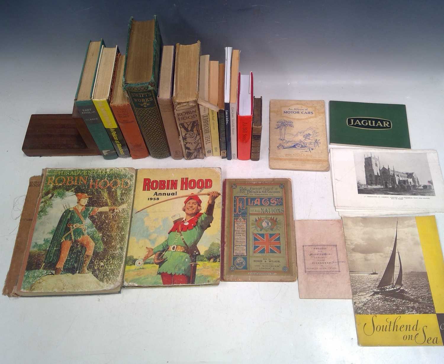 Lot 19 - Vintage Books and Pamphlets. Paul and
