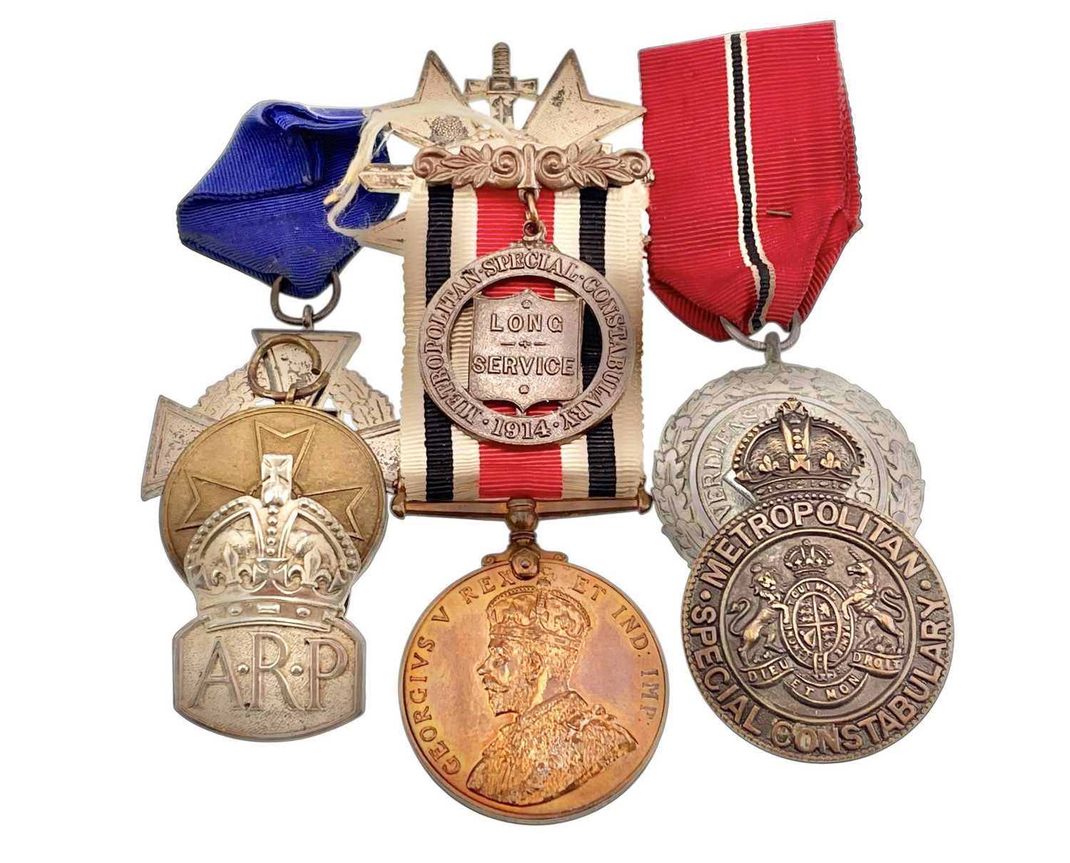 Lot 546 - Four German war medals