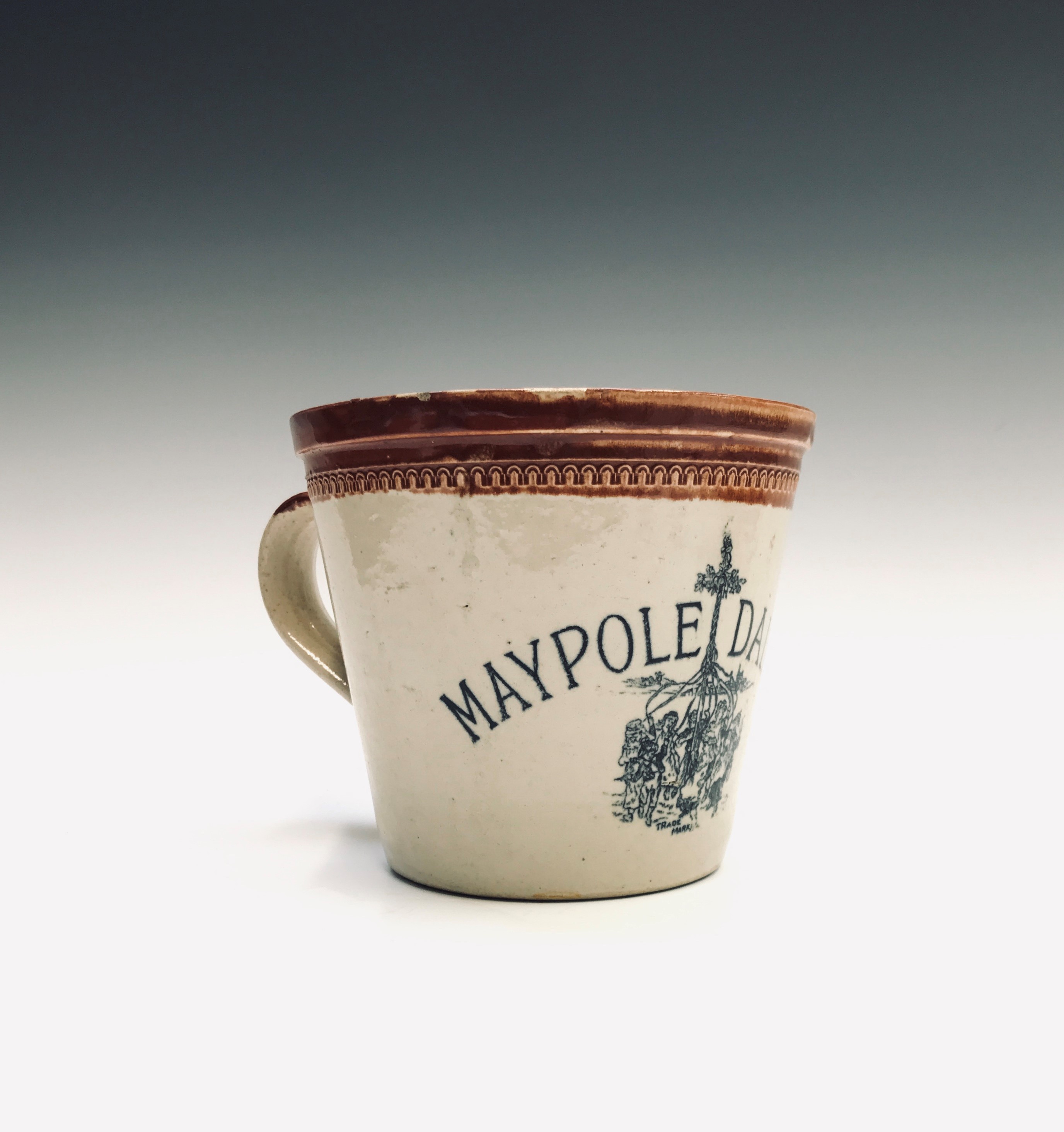 Lot 910 - An early 20th century 'Maypole Dairy Co. Ltd.