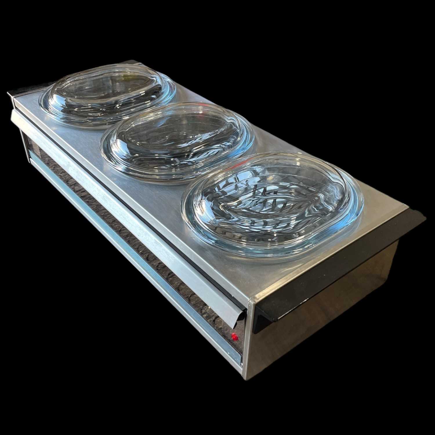 Lot 89 - A Hostess Steel Buffet server. In working