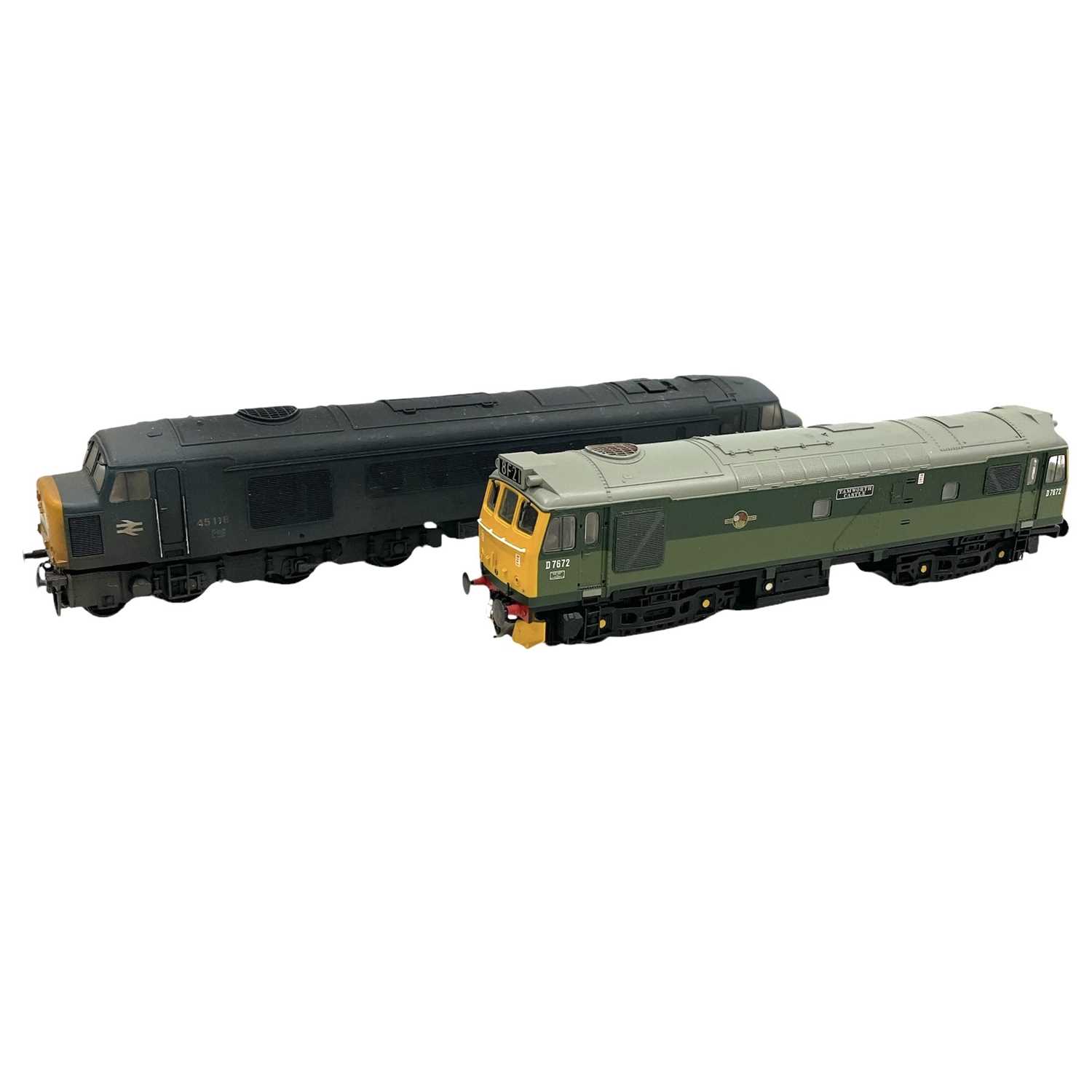 Lot 190 - Two Bachmann locomotives.
