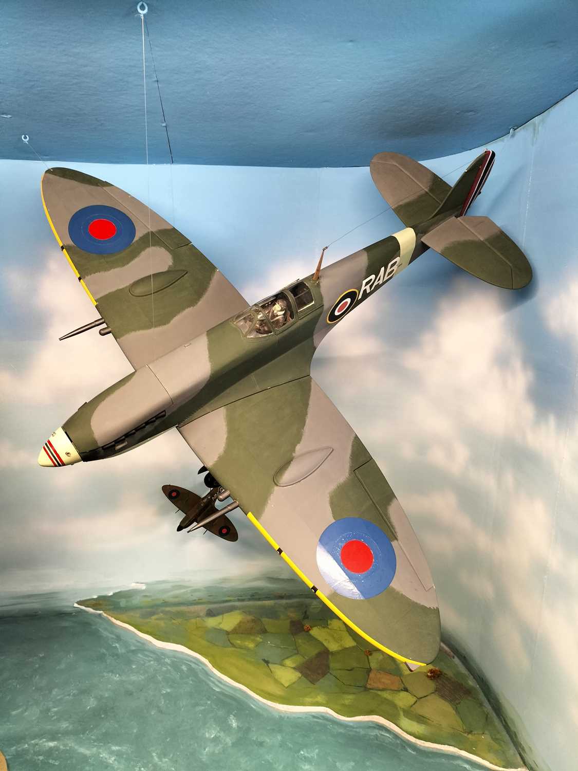 Lot 1170 - The War Gallery