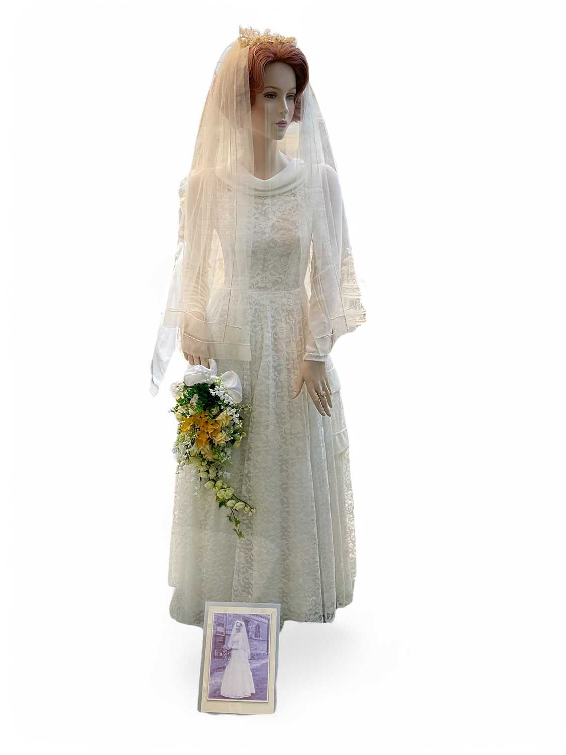 Lot 1240 - Flambards Bridal Collection