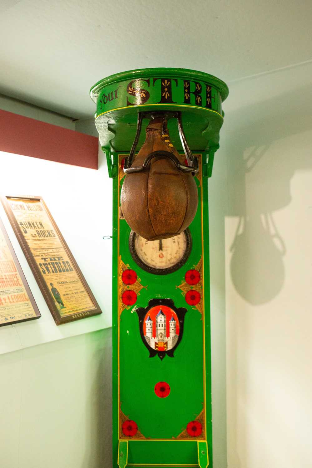 Lot 101 - Penny-in-the-slot Test Your Strength machine.