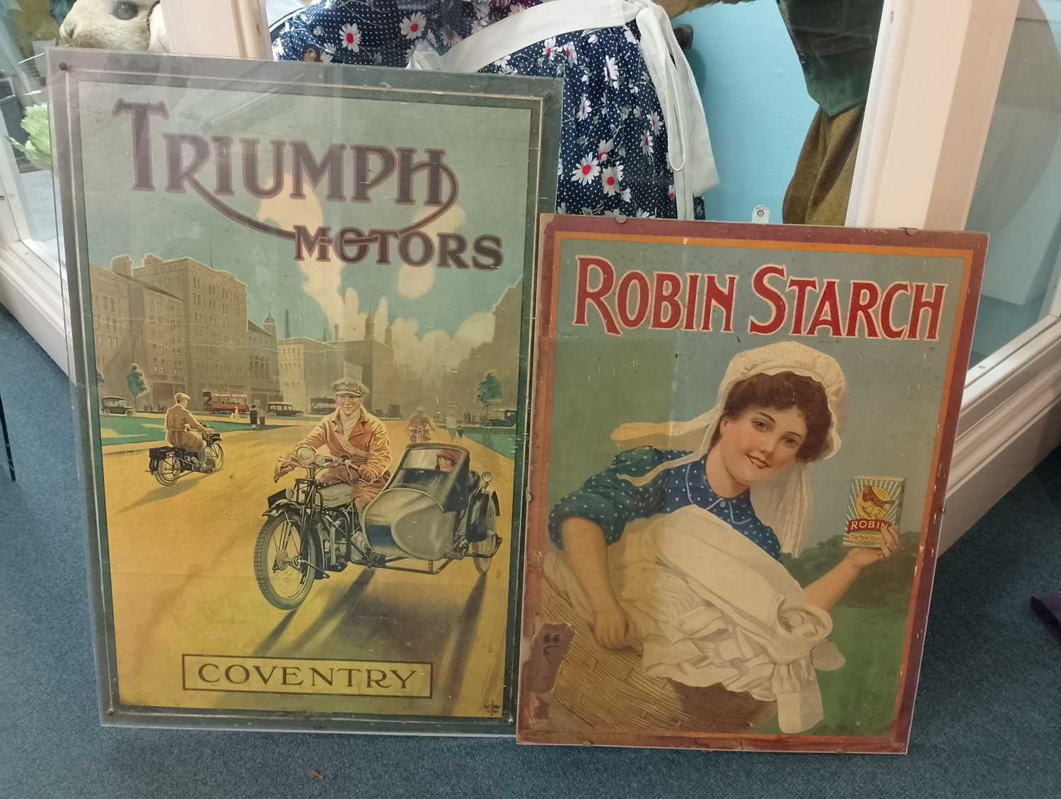 Lot 1060 - Flambards Garage