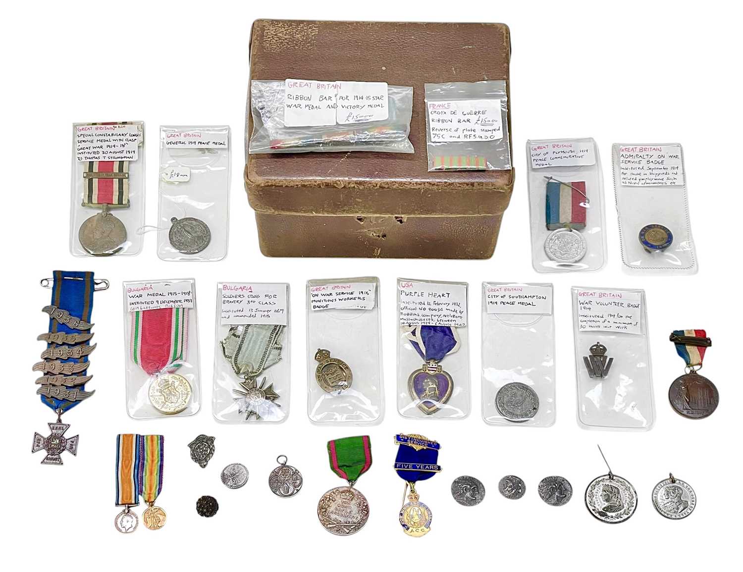 Lot 547 - Assorted medals and medallions.