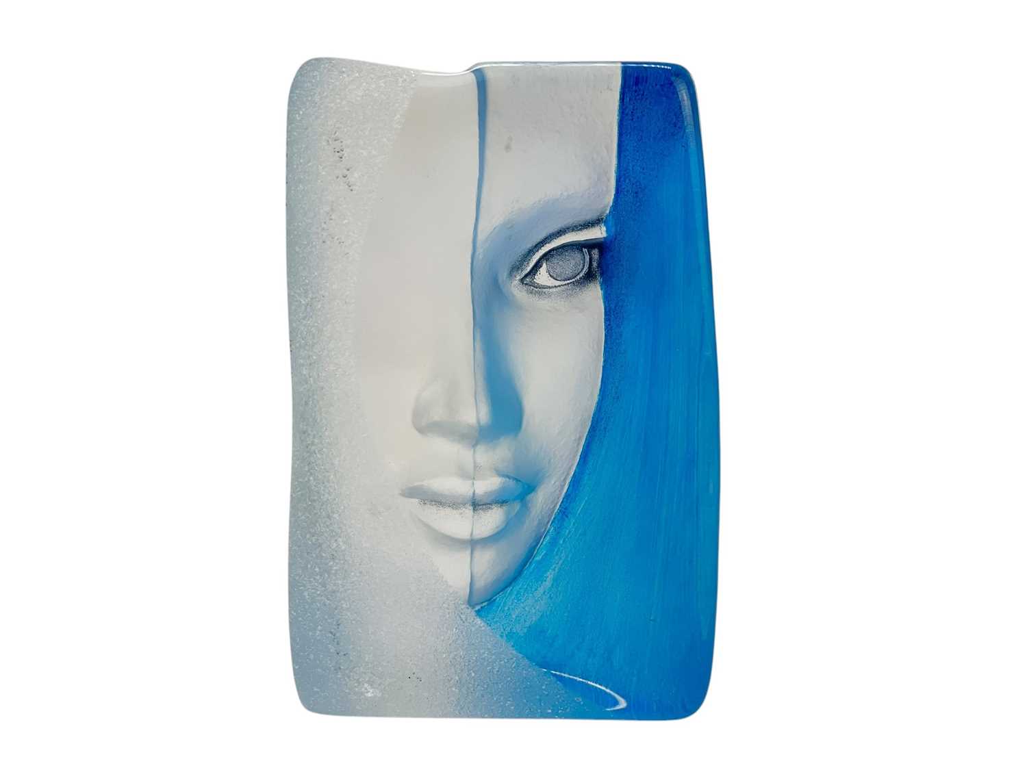 Lot 322 - Mats Jonasson, a Swedish art glass face