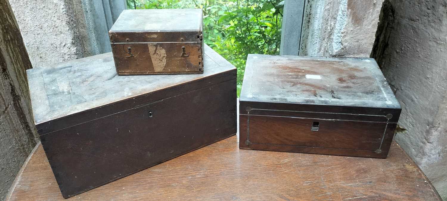 Lot 581 - Workboxes