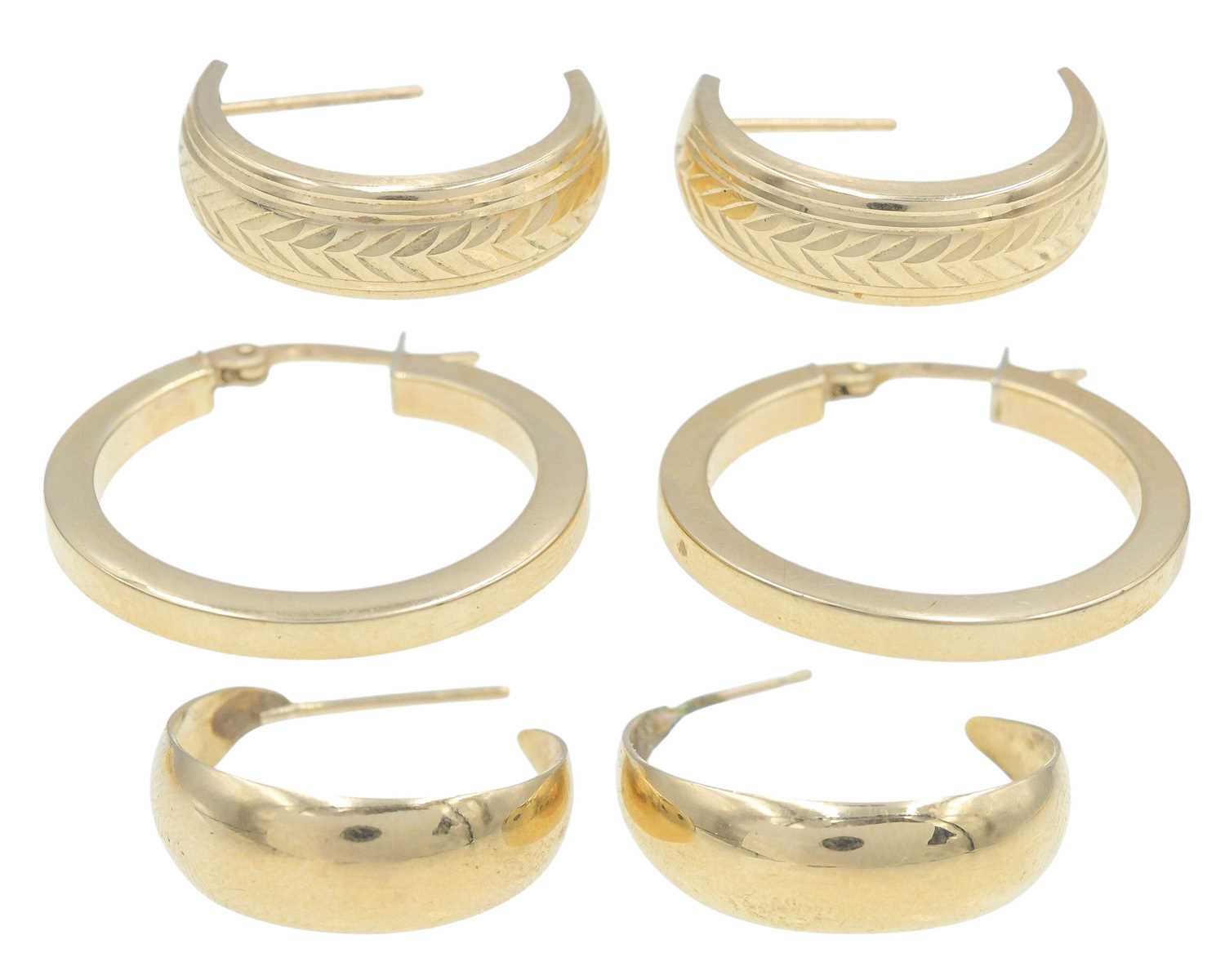 Lot 87 - Three pairs of 9k gold hoop earrings.
