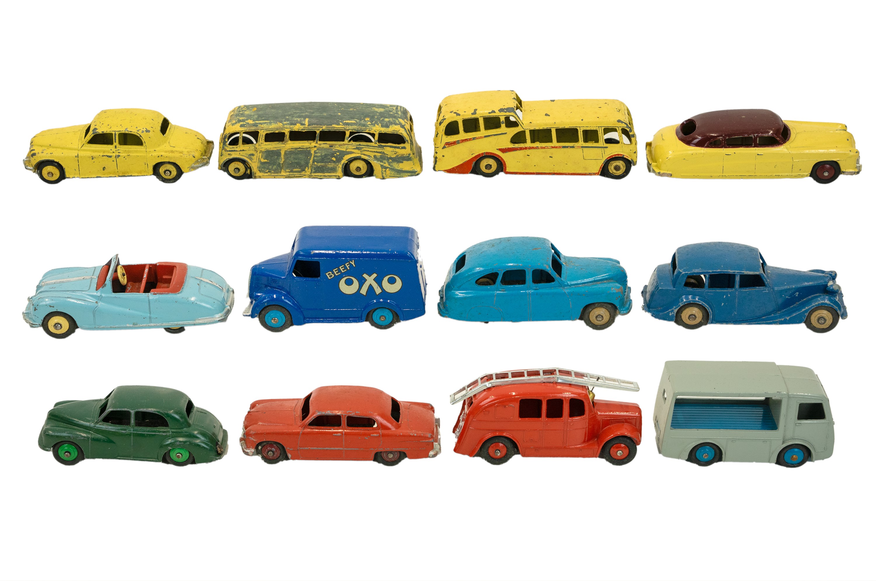Lot 169 - Dinky diecast X12.