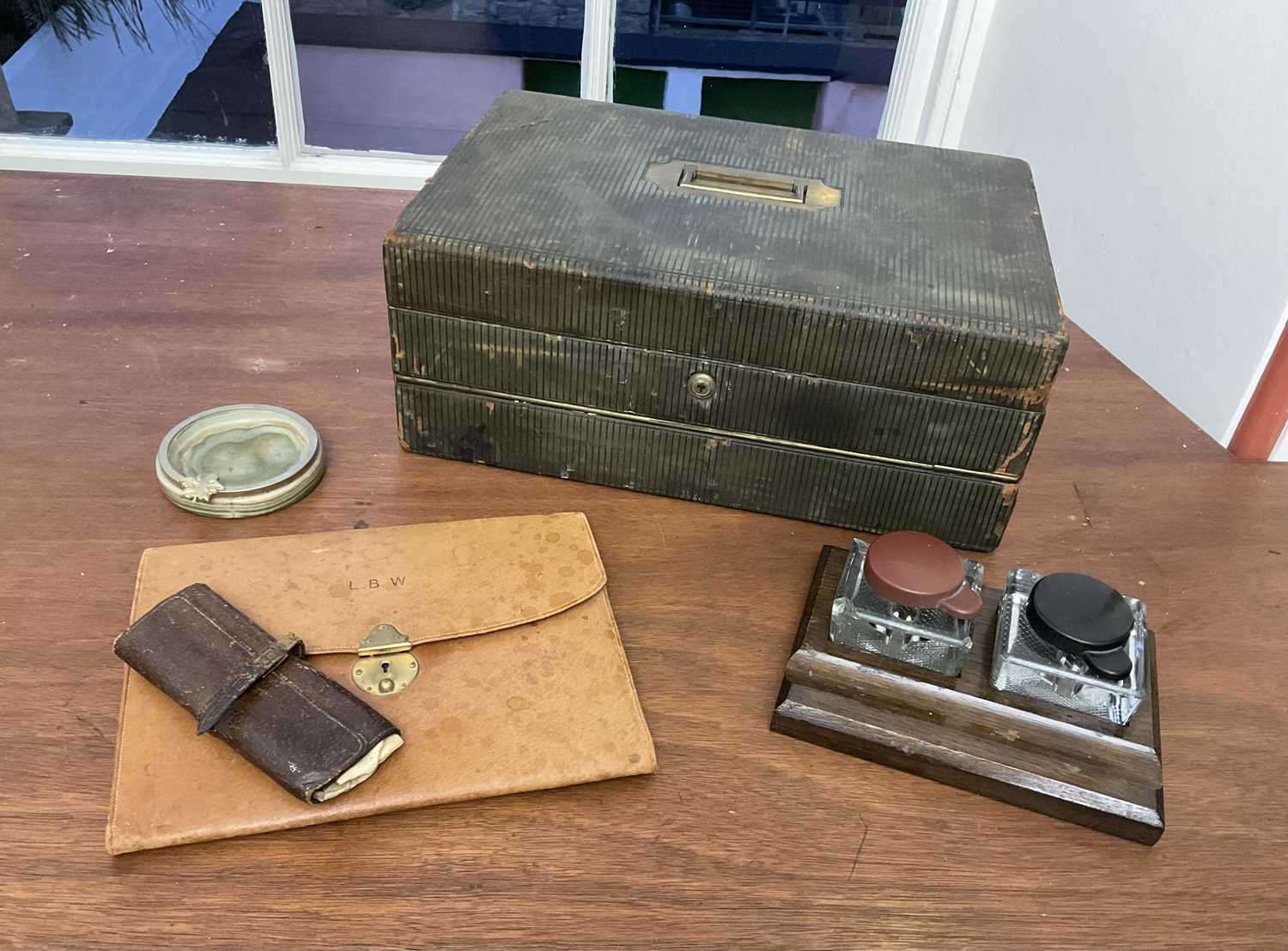Lot 409 - Gentleman’s Desk, etc.