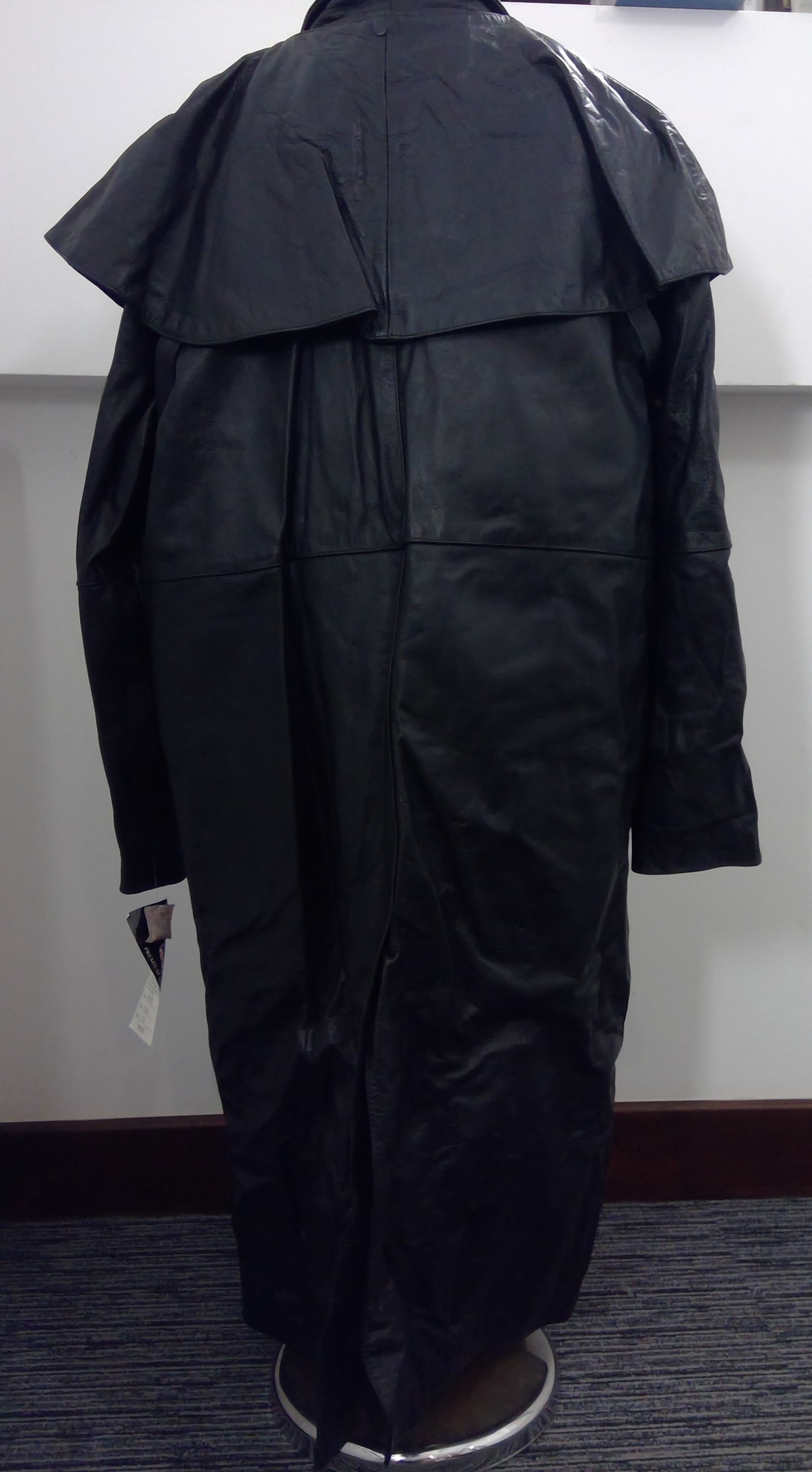 Lot 5 - A Brand New Allstate, AL2600 Men's Black