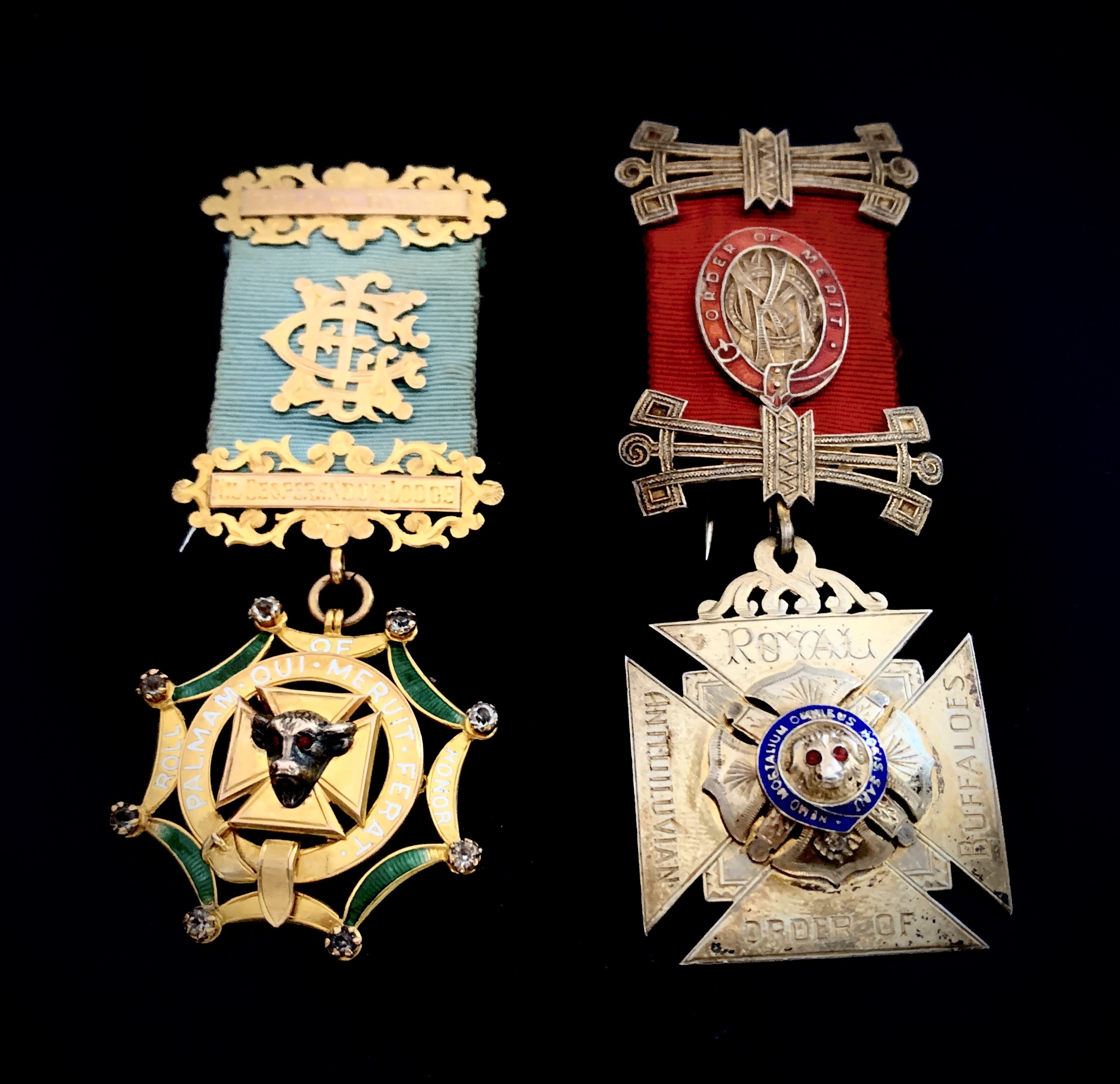 Lot 249 - RAOB Medals - 9ct gold (19gms) roll of Honor