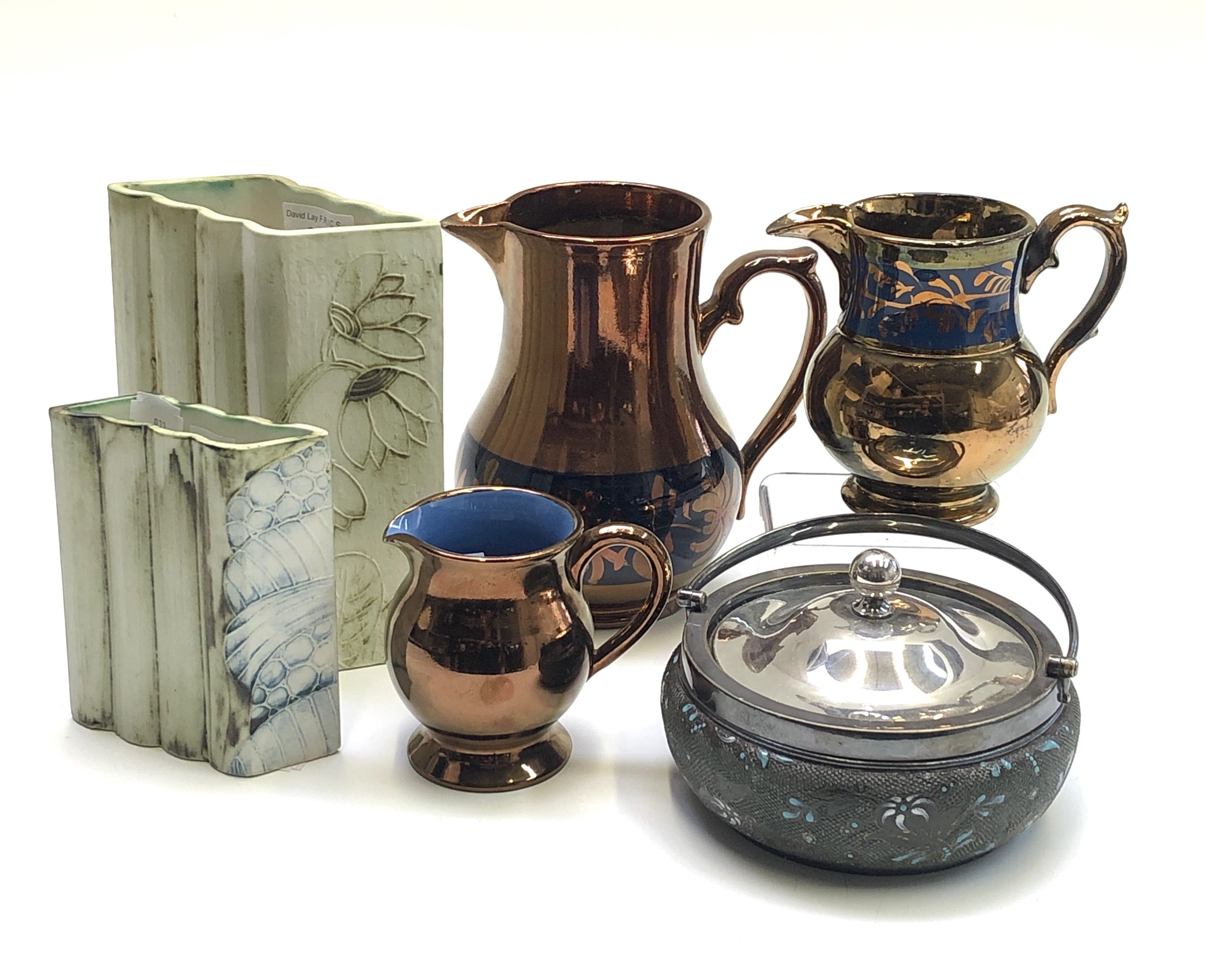 Lot 933 - A John Beusmans (Carn Pottery) vase with