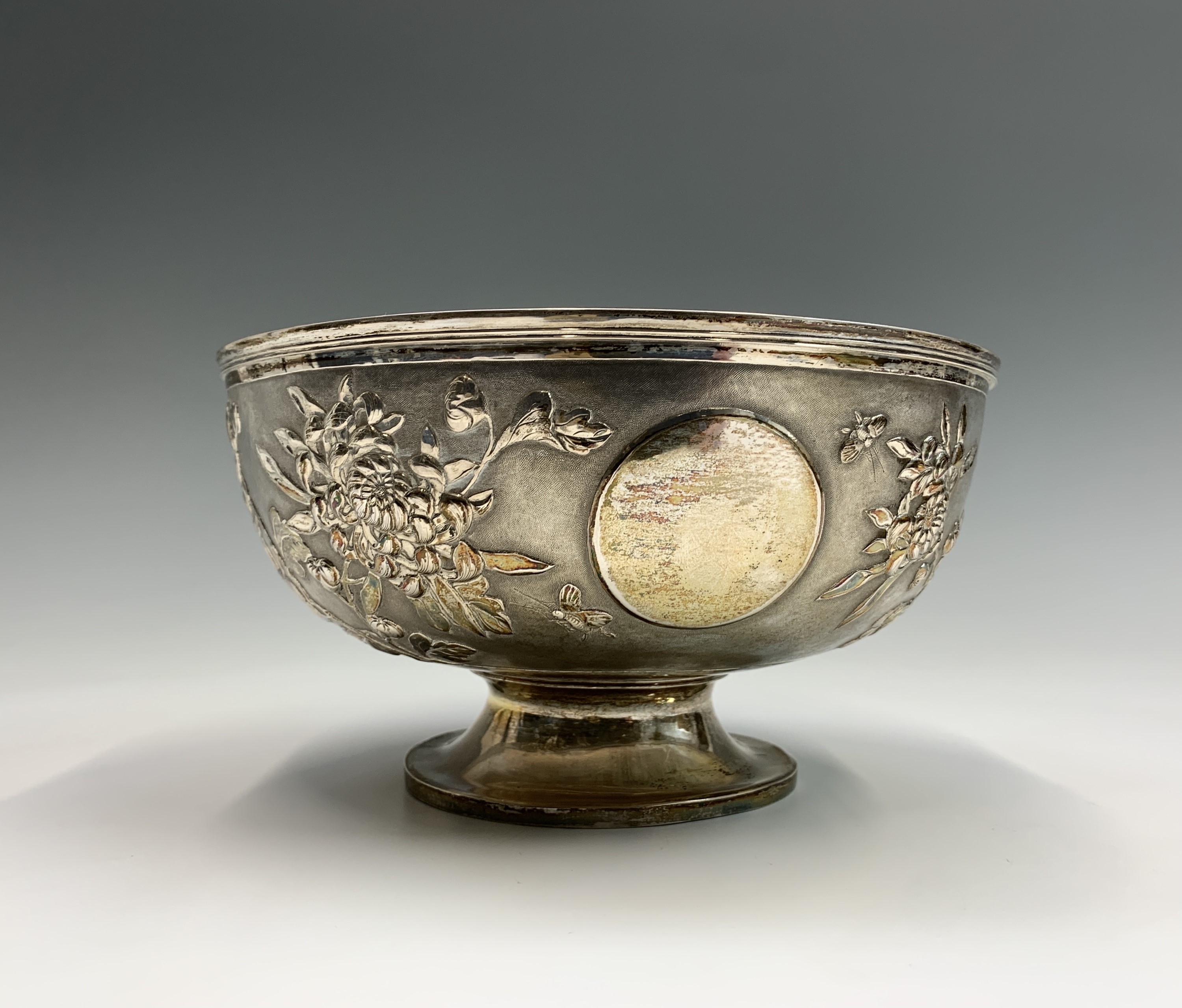 Lot 9 - A Chinese silver footed bowl, signed ZEEWO,