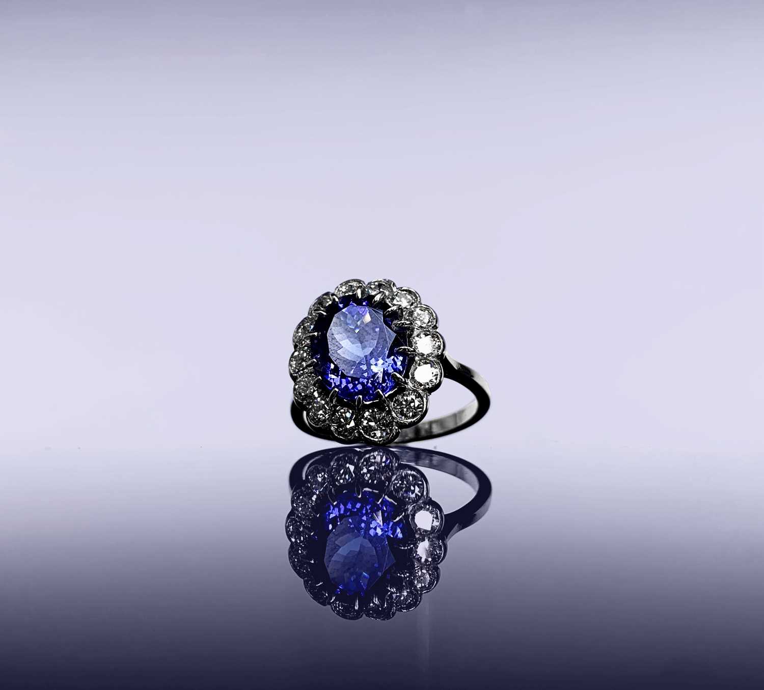 Lot 761 - An impressive tanzanite and diamond cluster