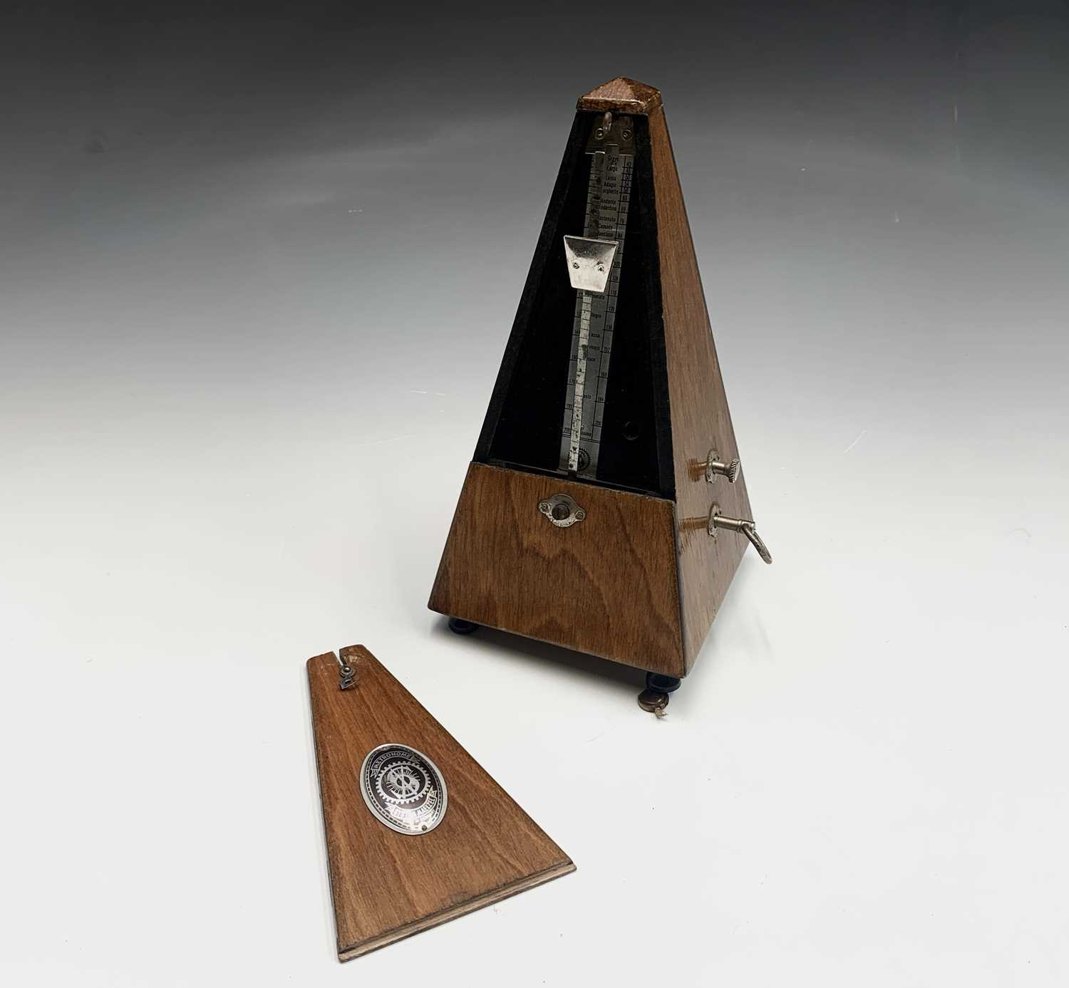 Lot 32 - A German made 'System Maelzel' metronome.