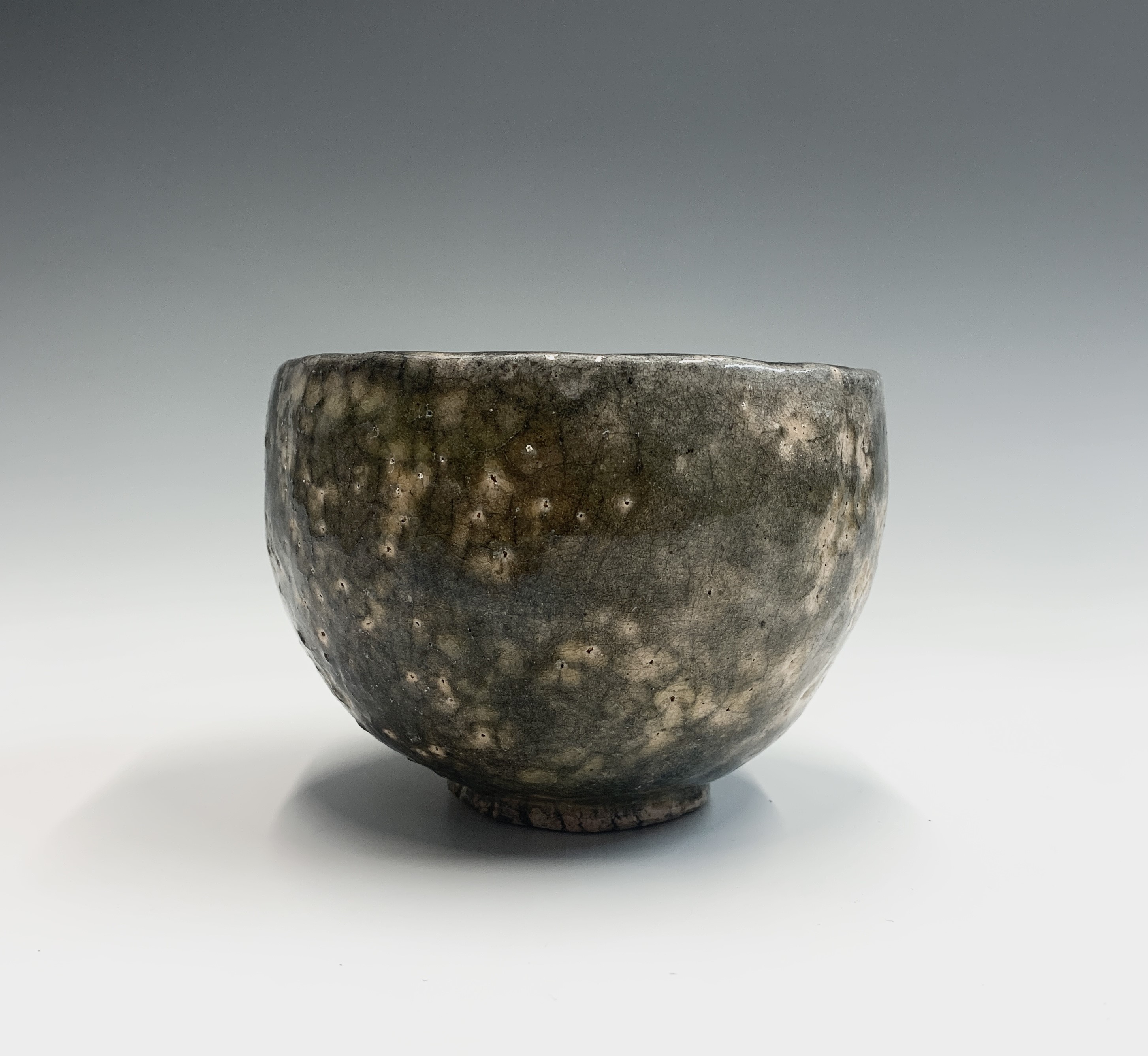 Lot 422 - From the earliest days of the Leach Pottery,