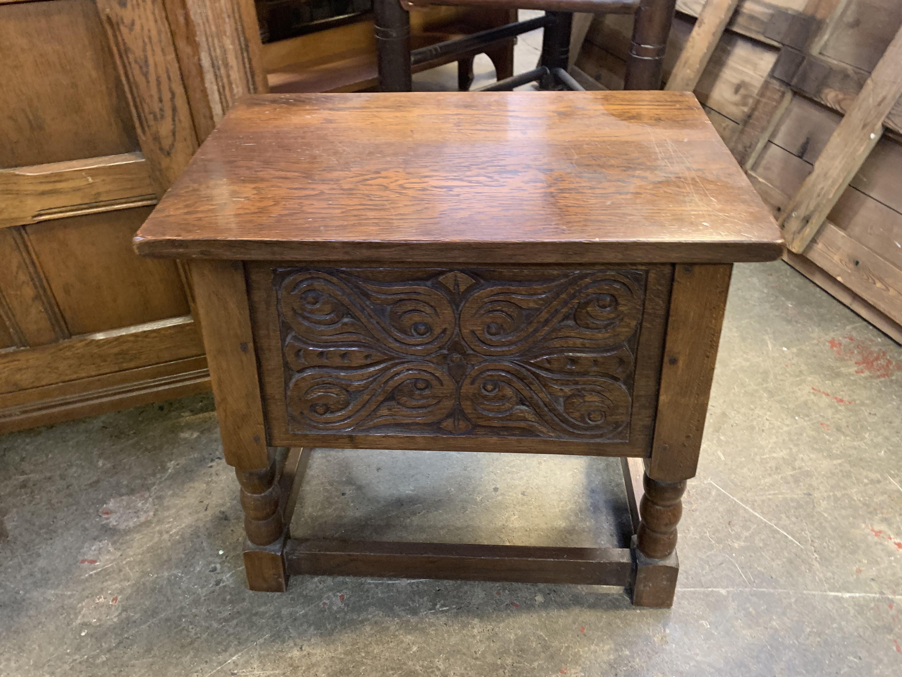 Lot 3116 - A Reprodux Bevan Funnell Ltd carved oak