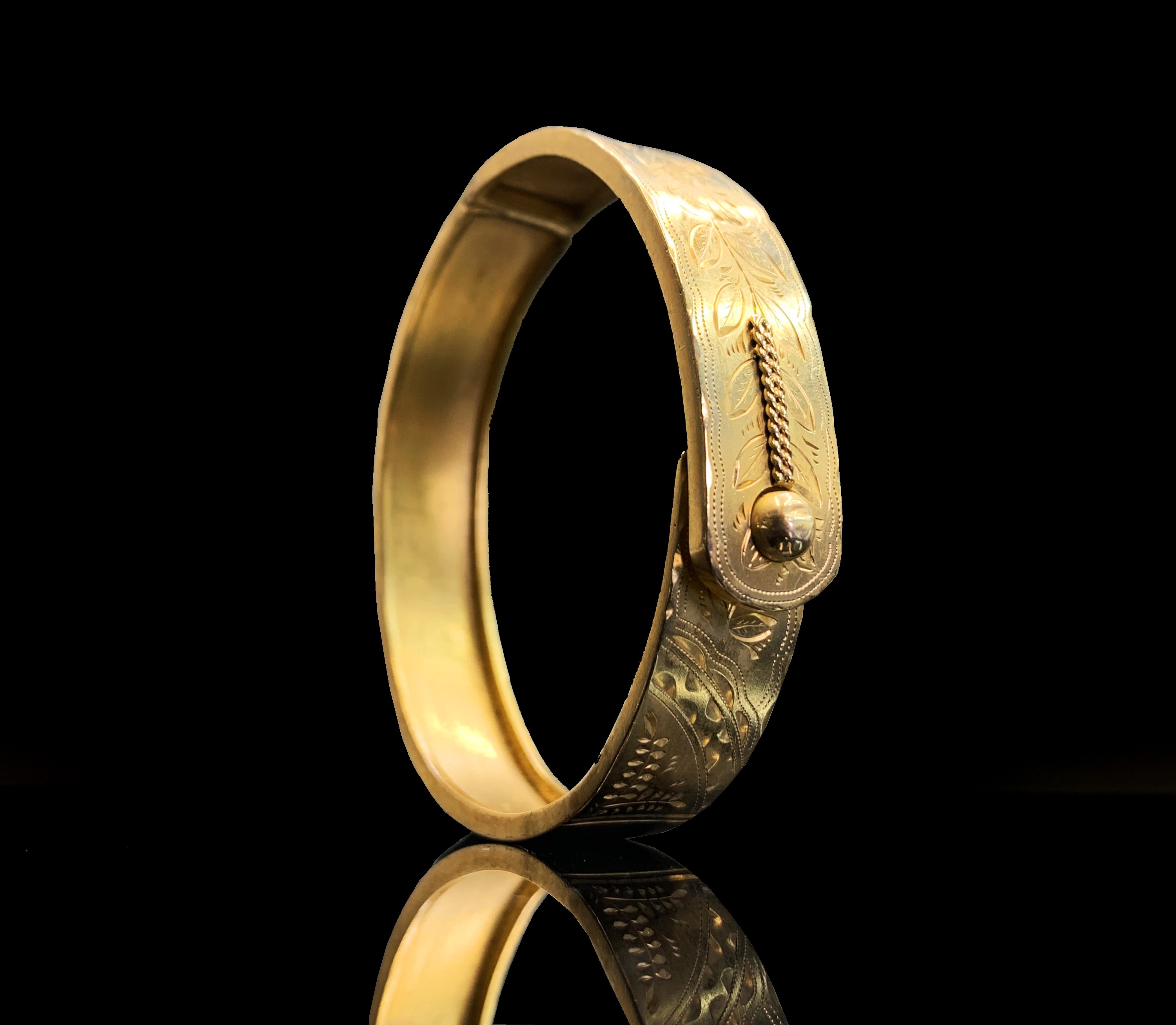 Lot 118 - A Victorian silver-gilt, engraved, hinged
