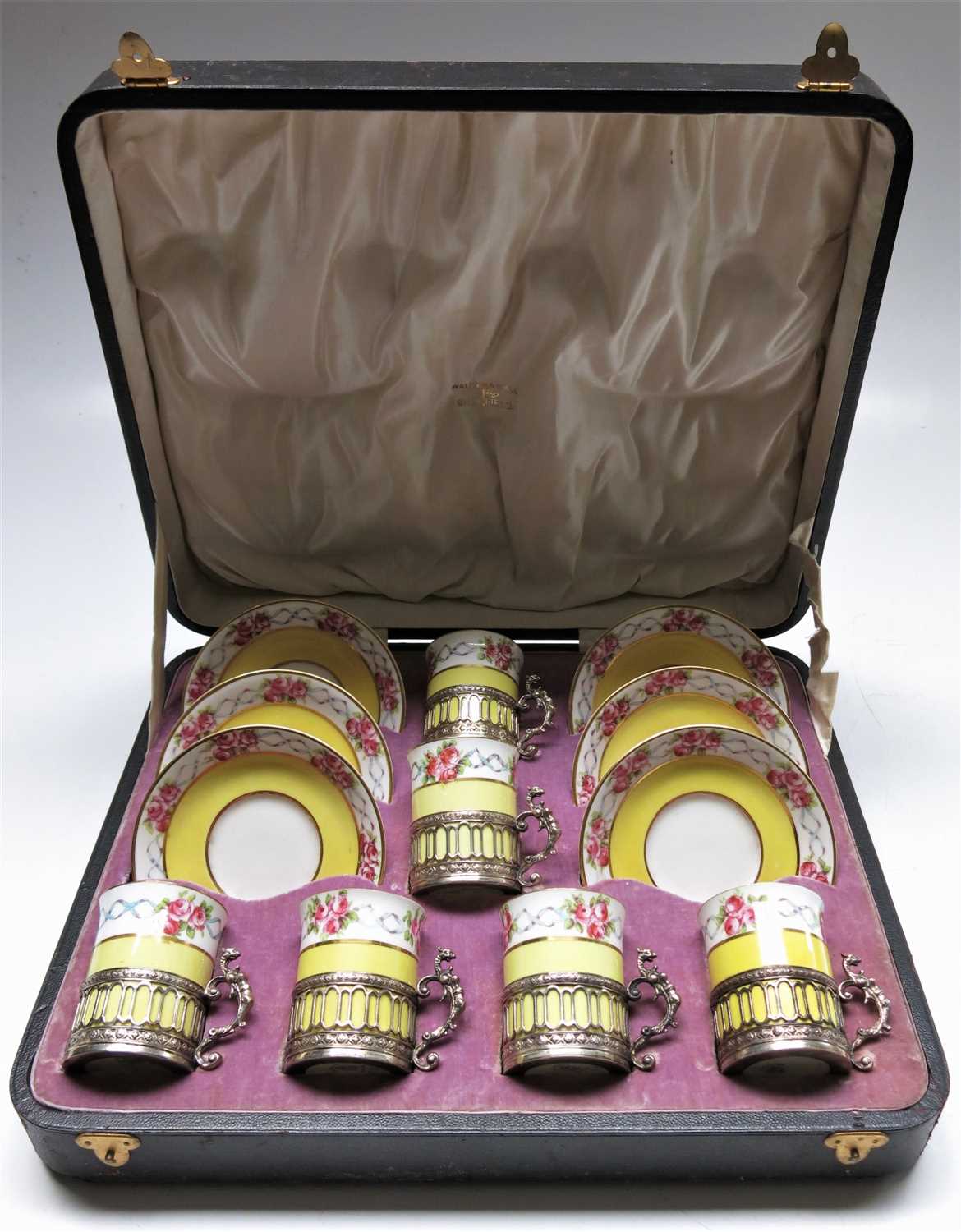 Lot 985 - A cased set of six George Jones & Sons