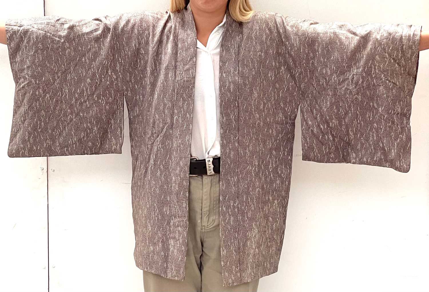 Lot 414 - A Japanese silk jacket, mid 20th century,